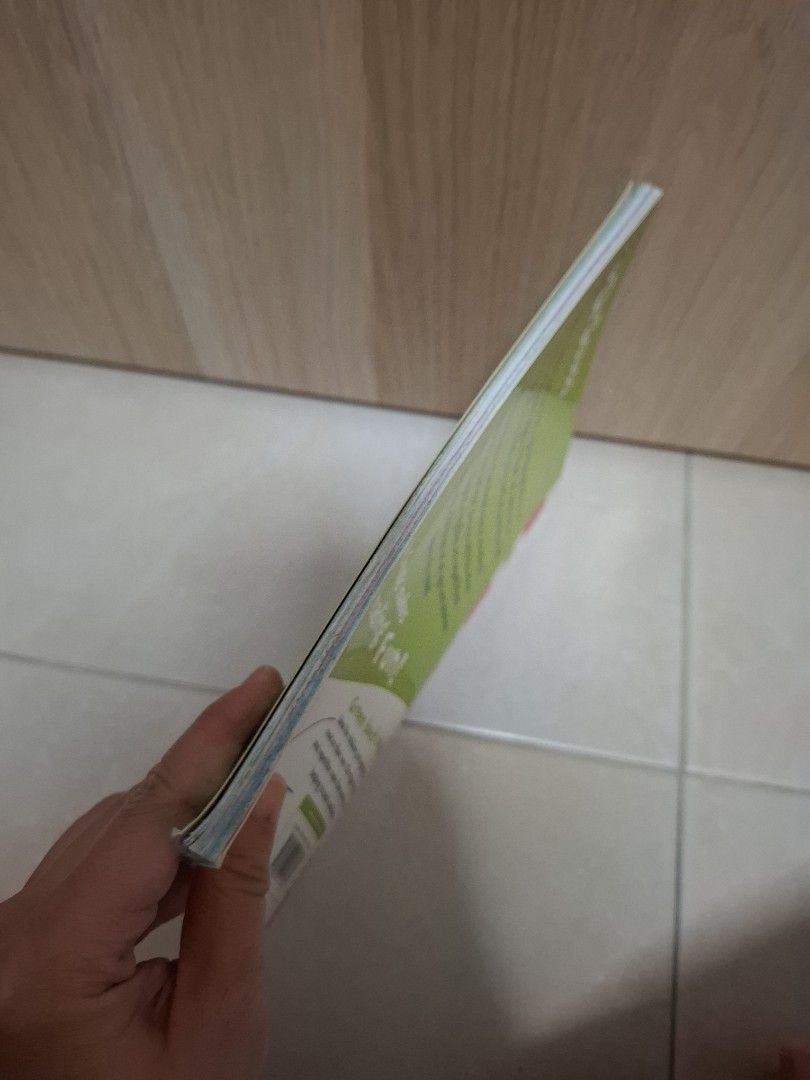 Dr. Seuss Green Eggs and Ham Book, Hobbies & Toys, Books & Magazines ...