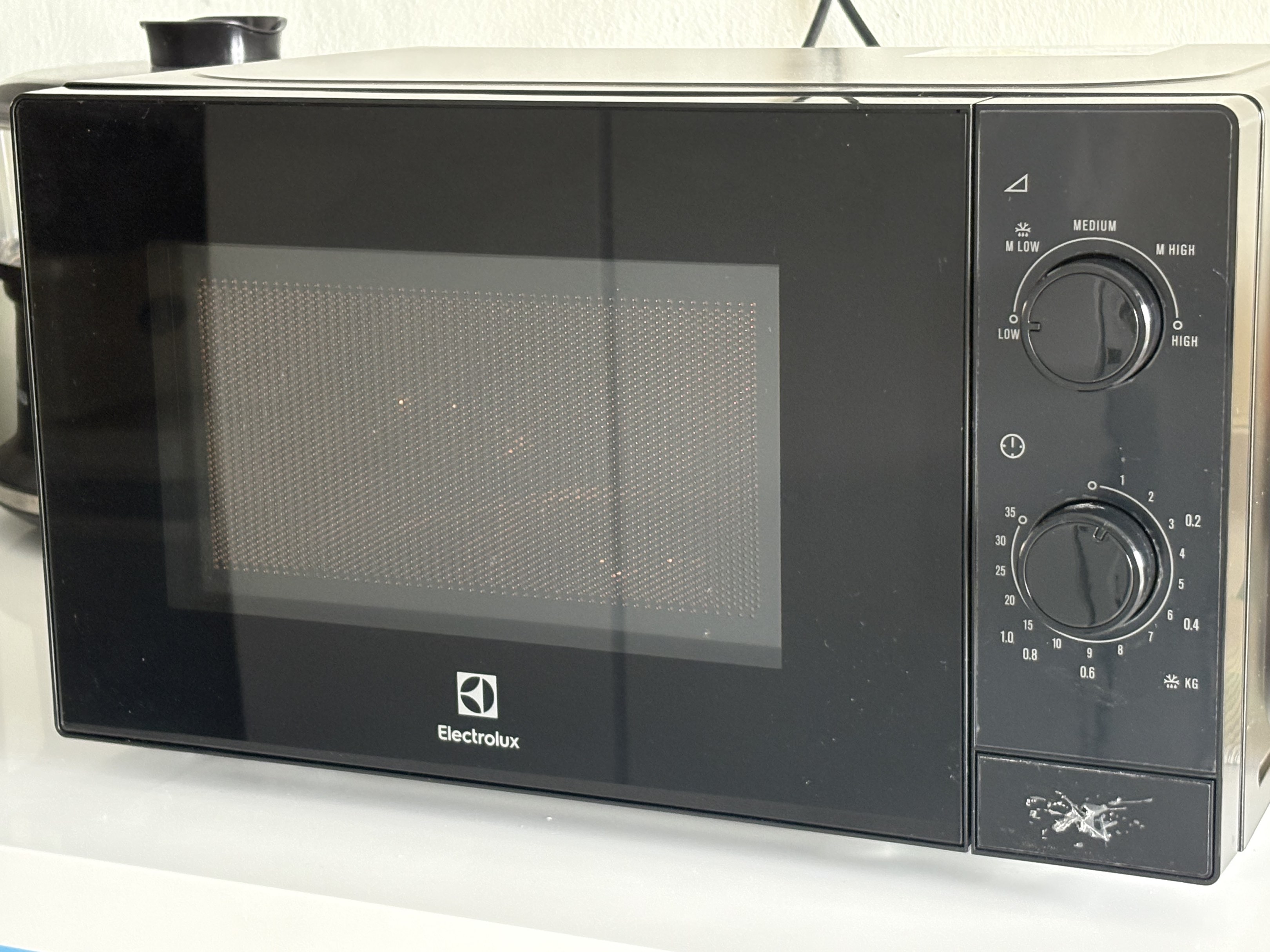 Electrolux EMM2022MK Microwave Oven - Black, TV & Home Appliances ...