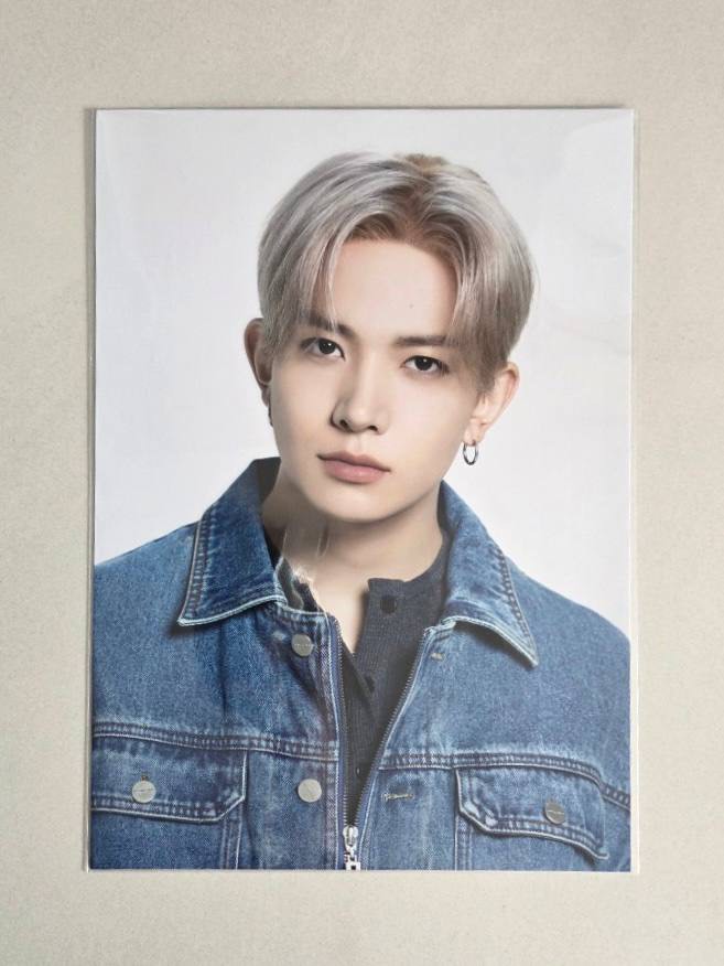 ENHYPEN ARTIST MADE COLLECTION — HEESEUNG POSTER, Hobbies & Toys ...
