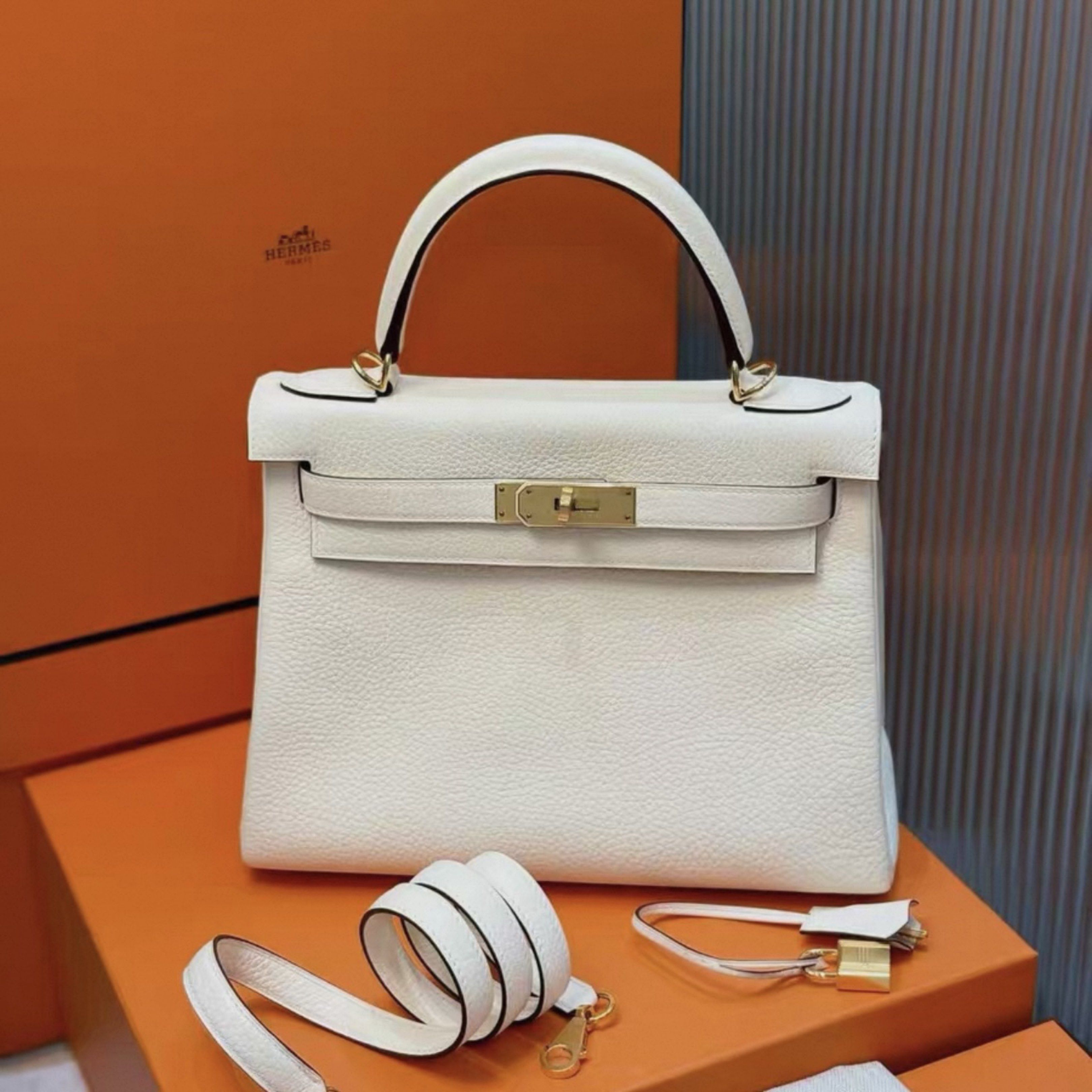 Hermes Kelly28 Nata GHW, Luxury, Bags & Wallets on Carousell