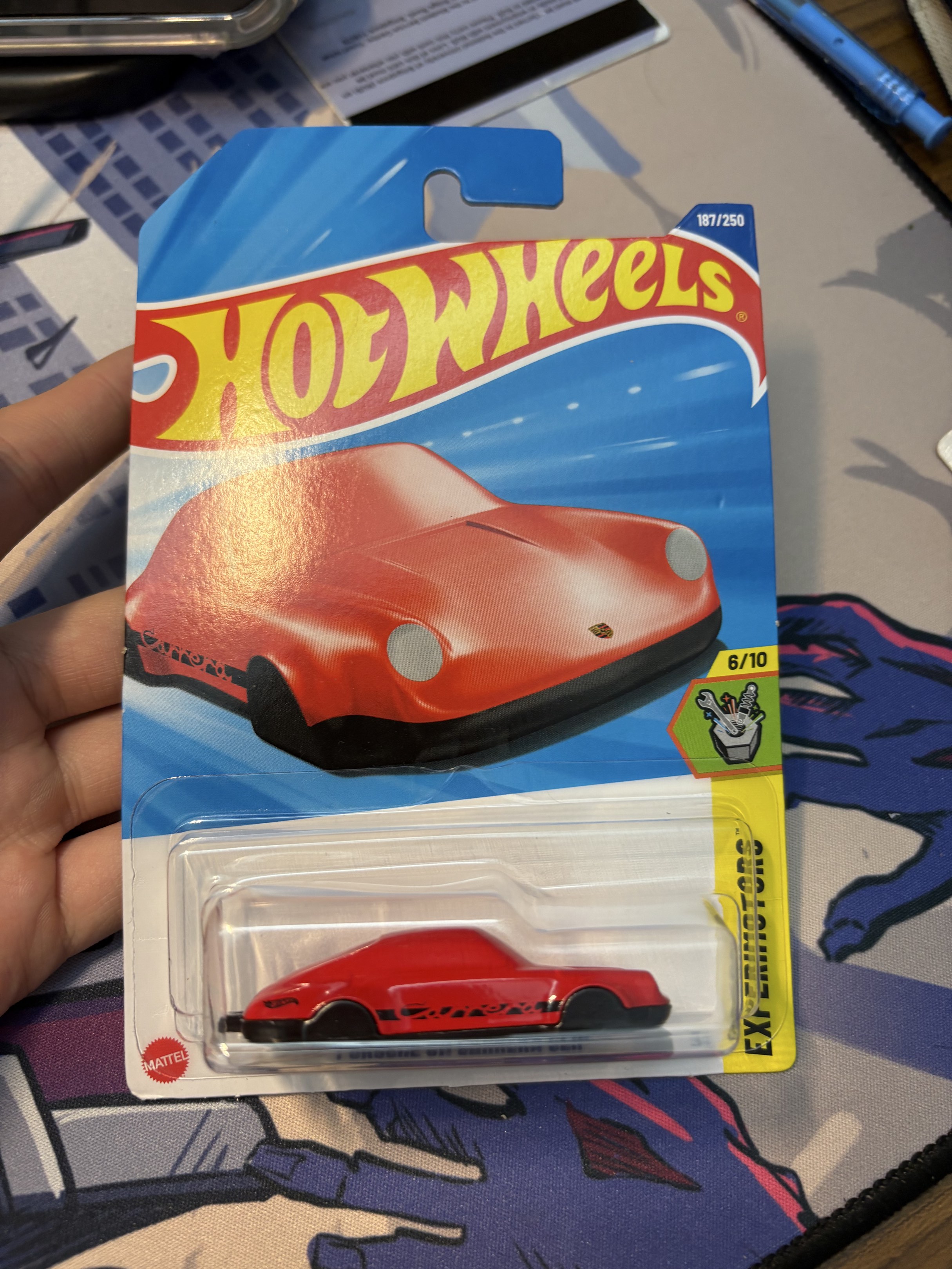 Hot wheels Porsche 911 Carrera clip, Hobbies & Toys, Toys & Games on ...