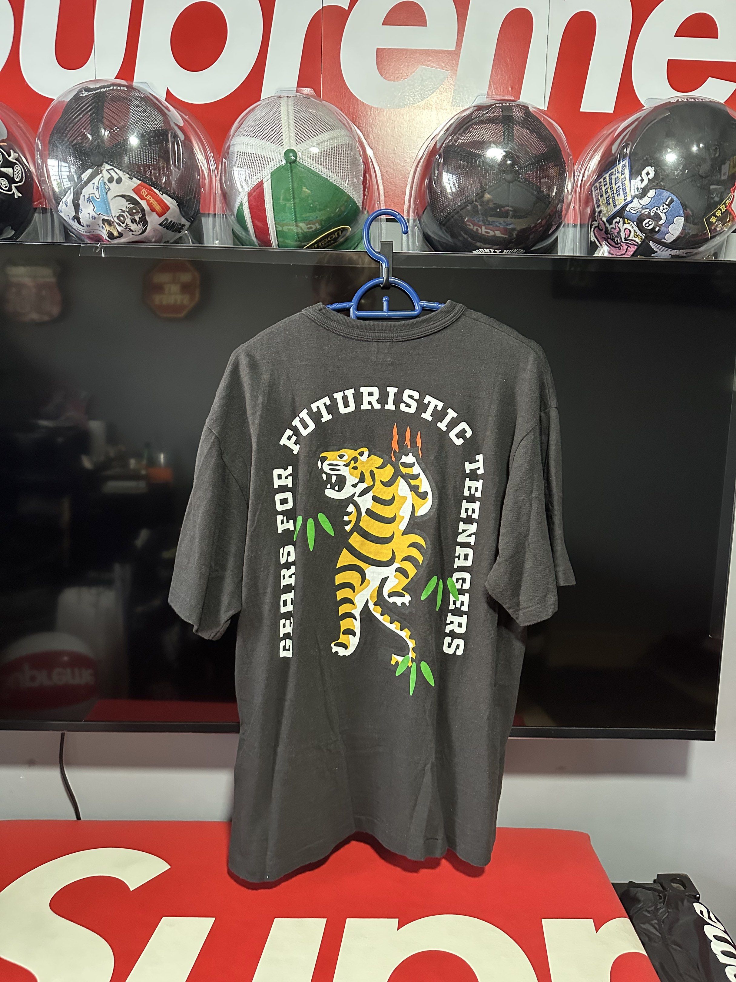 Human made, Men's Fashion, Tops & Sets, Tshirts & Polo Shirts on Carousell