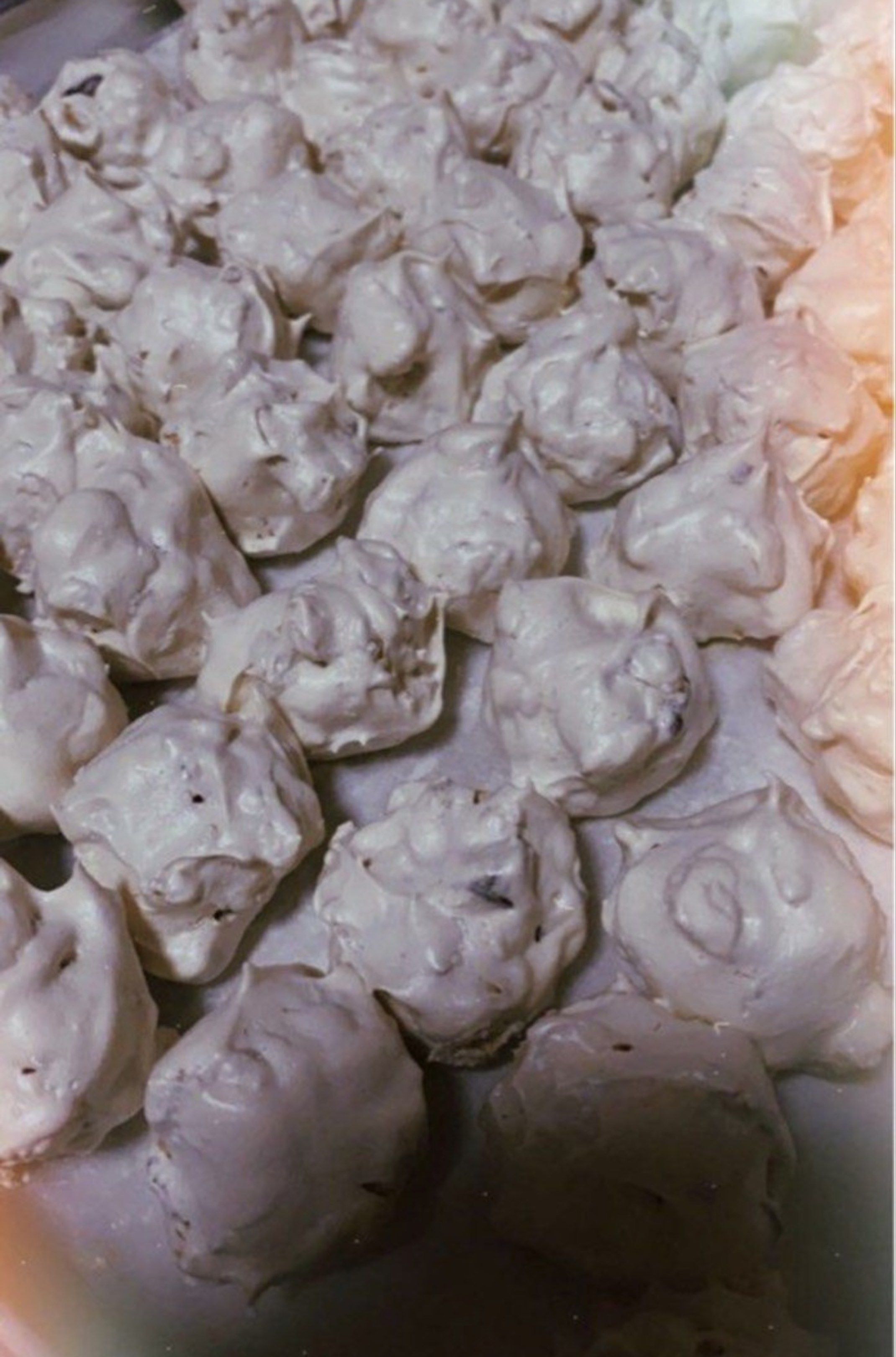 KUIH RAYA Cornflakes Chocolate Chip Meringue, Food & Drinks, Homemade ...