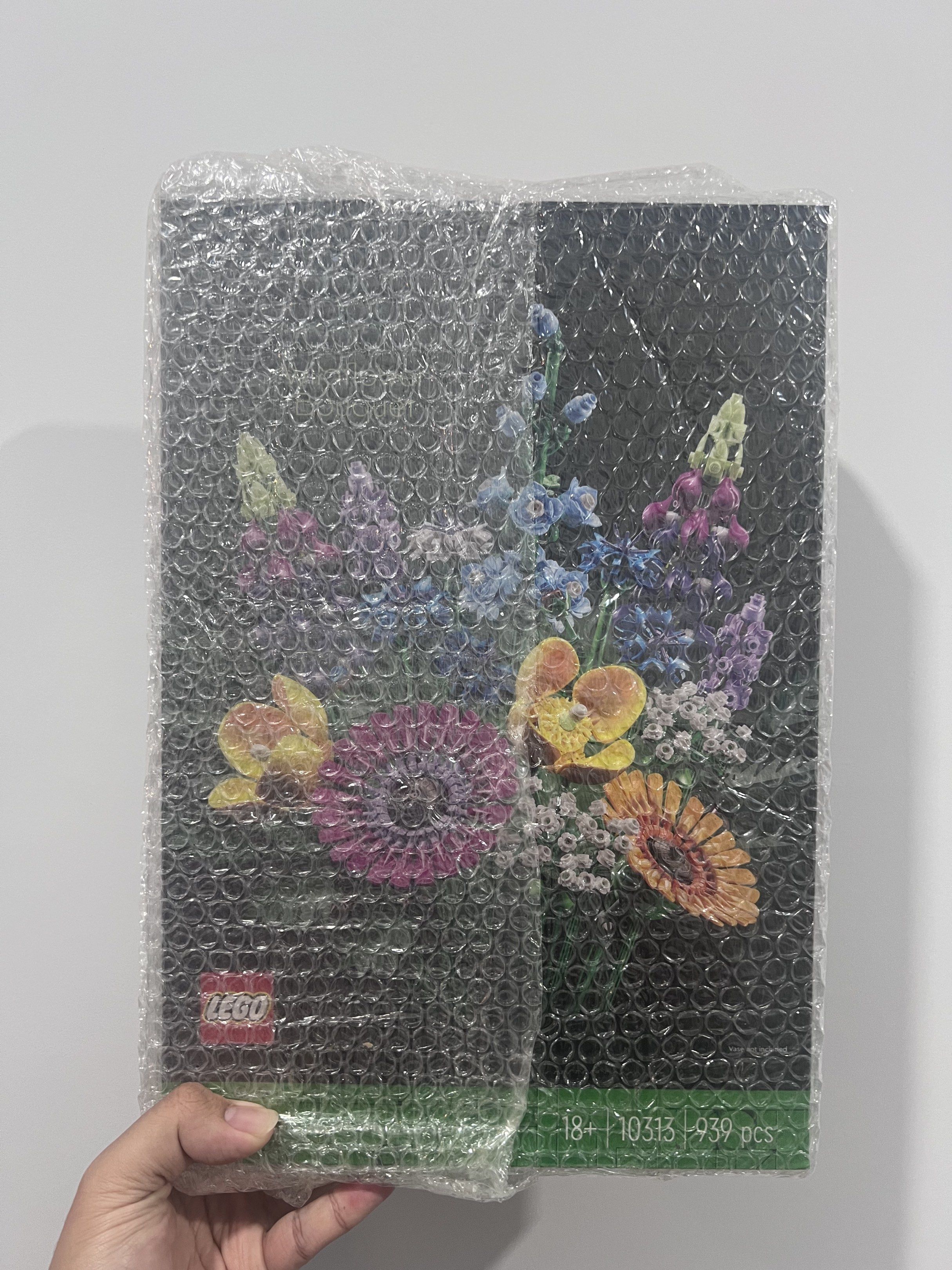 LEGO BOTANICAL COLLECTION 10313 *ORIGINAL*, Hobbies & Toys, Toys ...