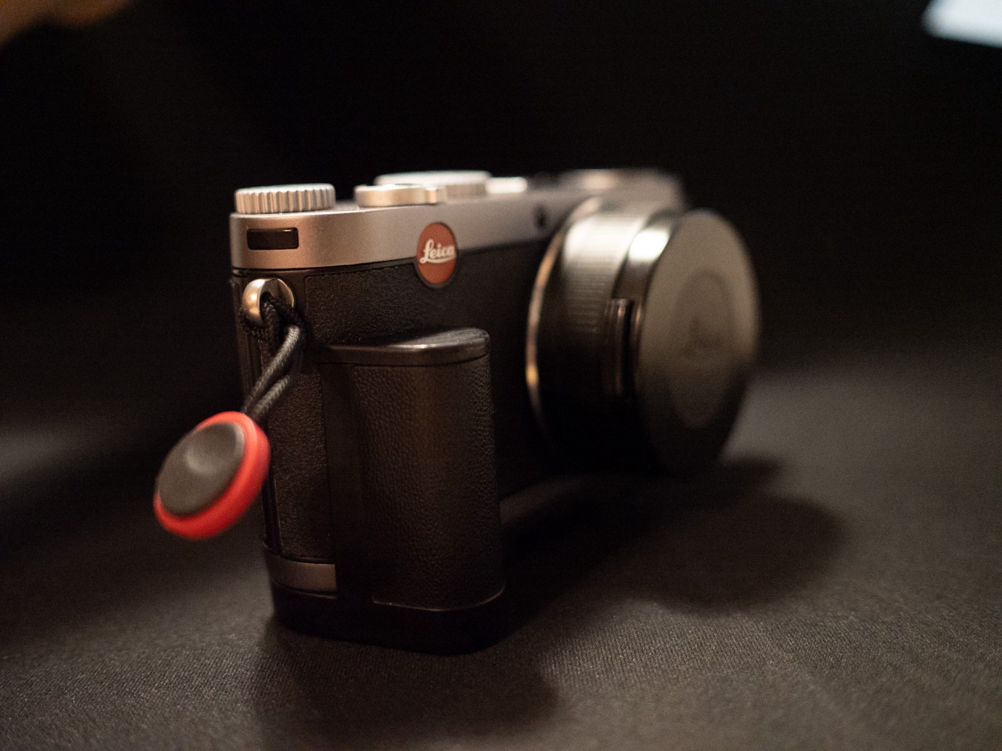 Leica X1 Digital Camera - with original leica grip, Photography ...