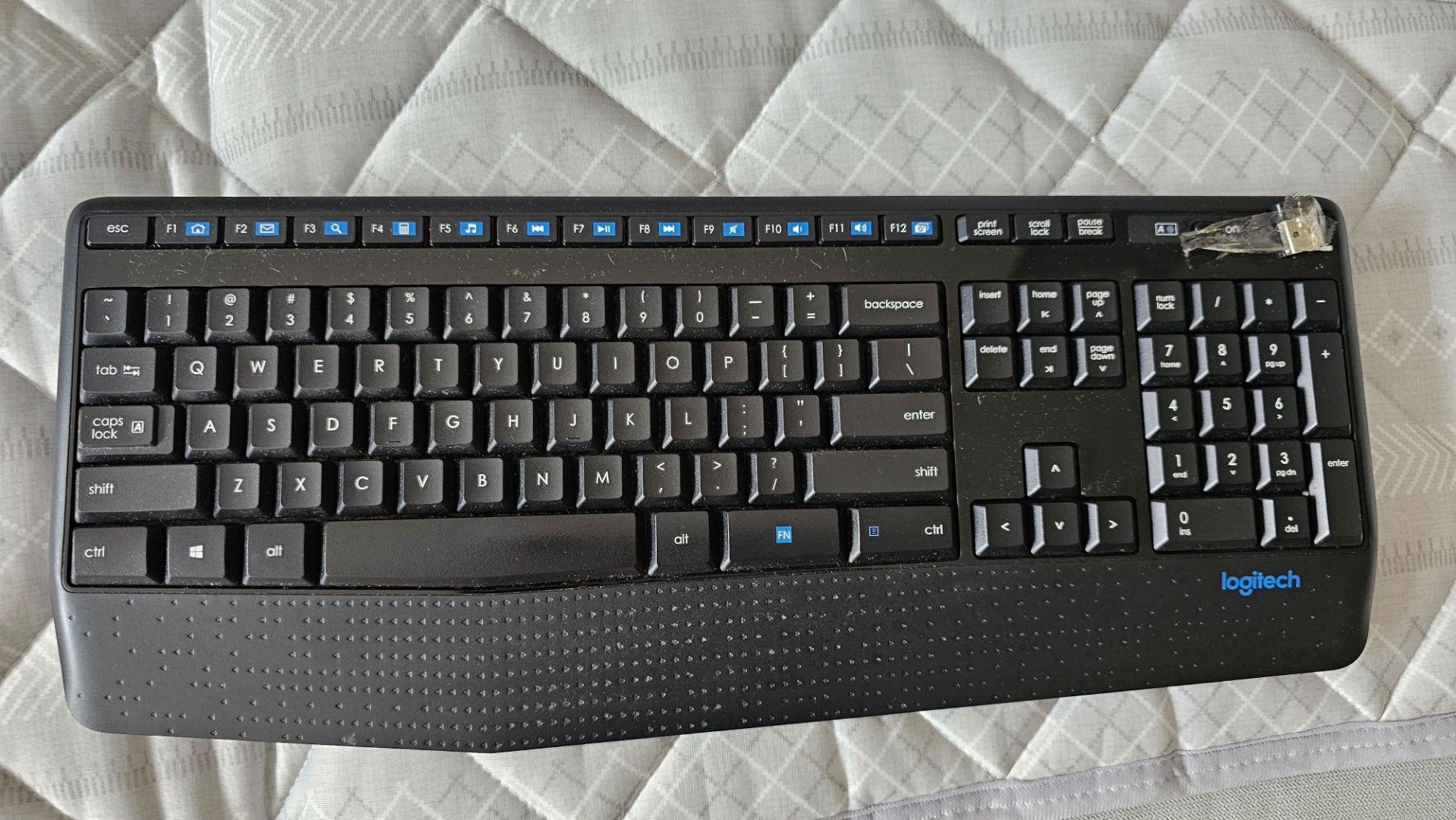 Logitech Wireless Keyboard, Computers & Tech, Parts & Accessories ...