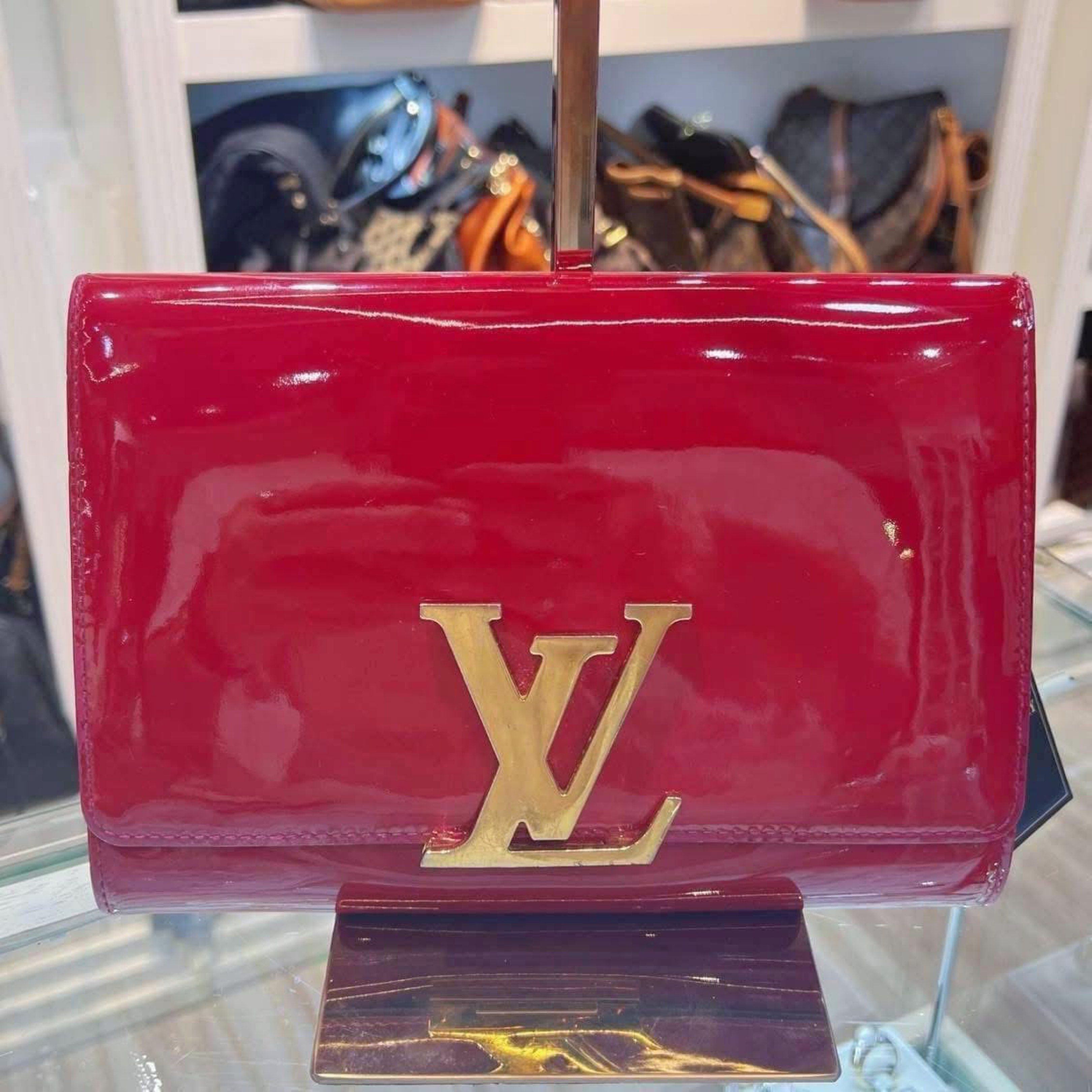 Louis Vuitton Clutch Vernis, Luxury, Bags & Wallets on Carousell