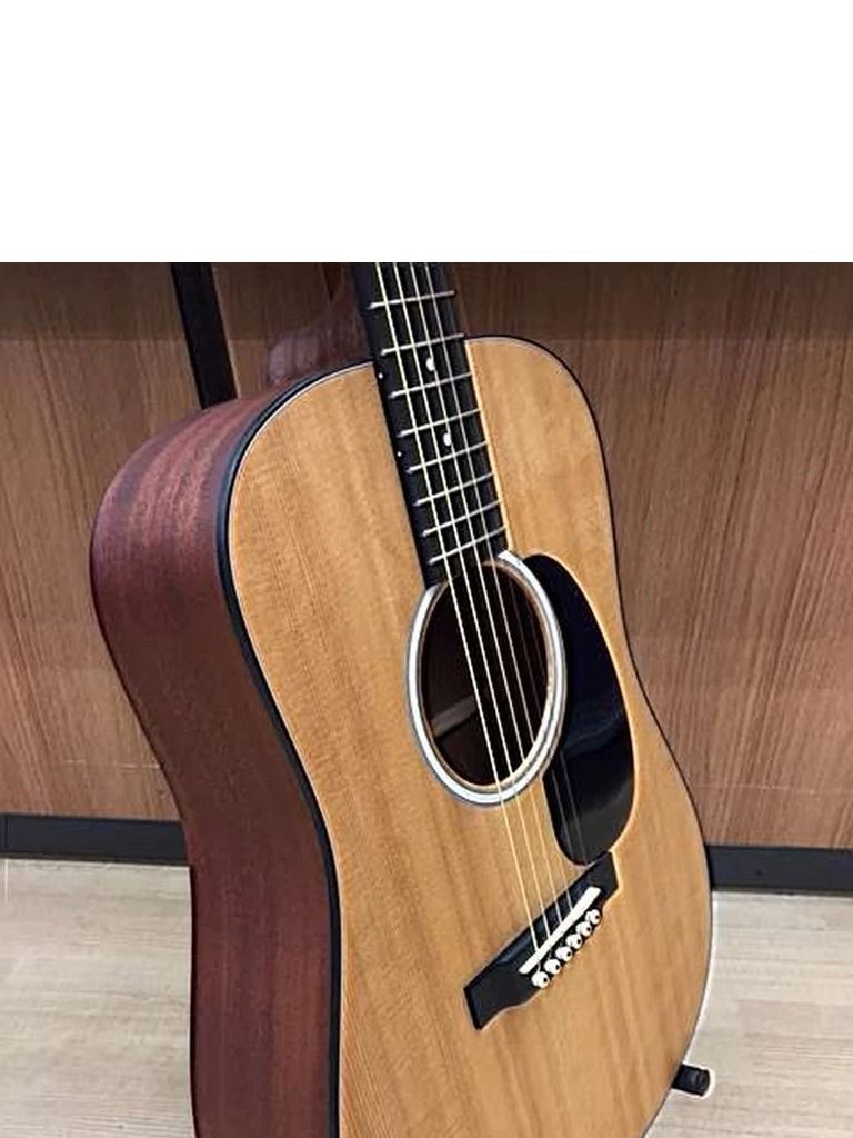 Martin Dreadnought Junior JR-10E-02 Acoustic Guitar, Hobbies & Toys ...