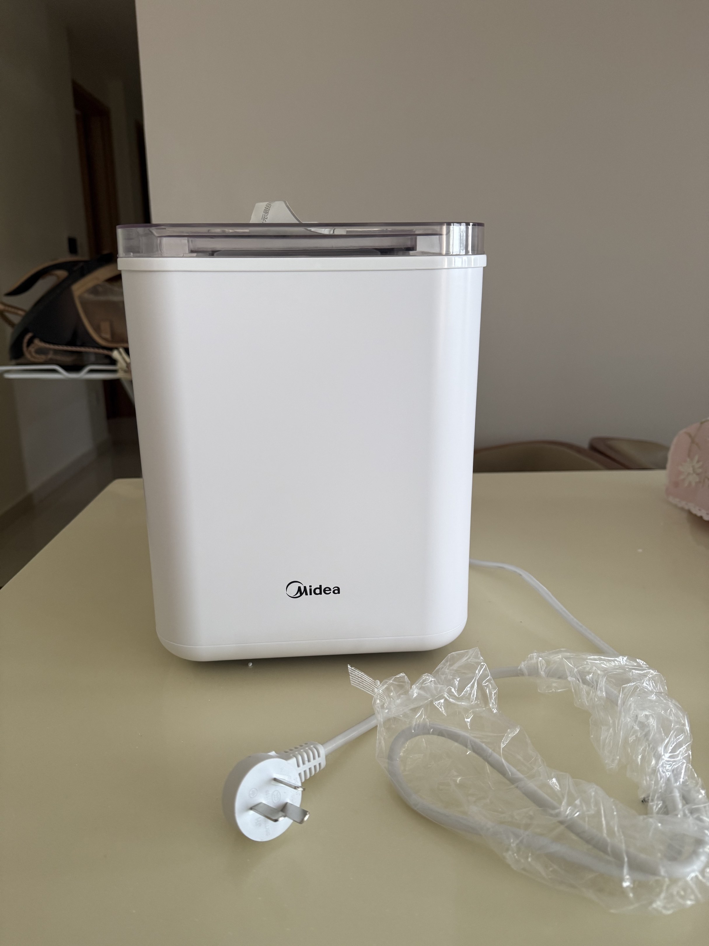 Midea Ice Maker - Brand New, TV & Home Appliances, Kitchen Appliances ...