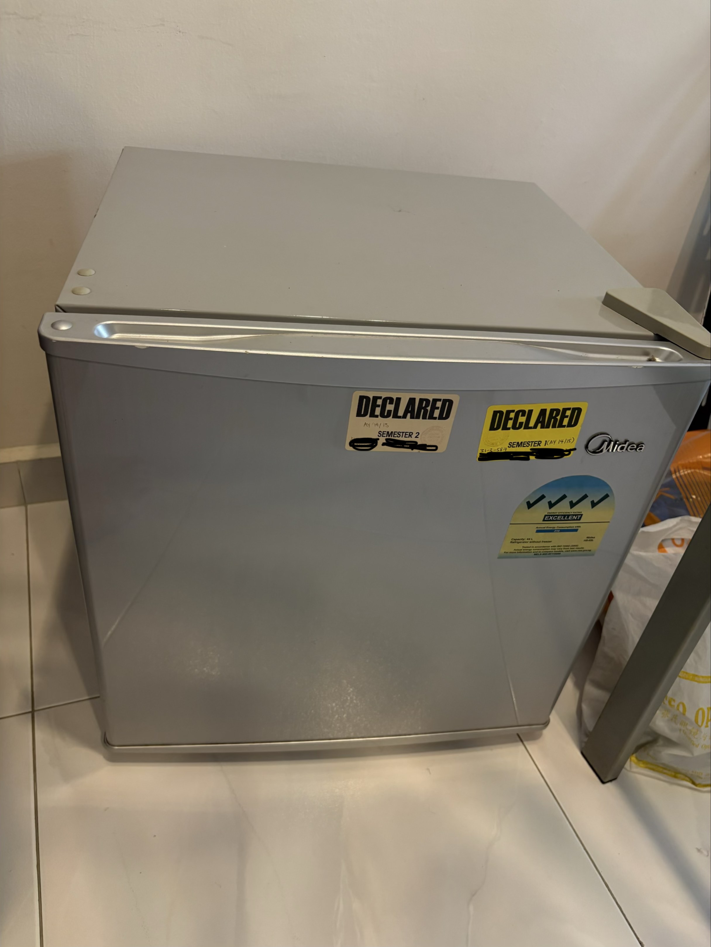 Midea Mini Fridge, TV & Home Appliances, Kitchen Appliances ...