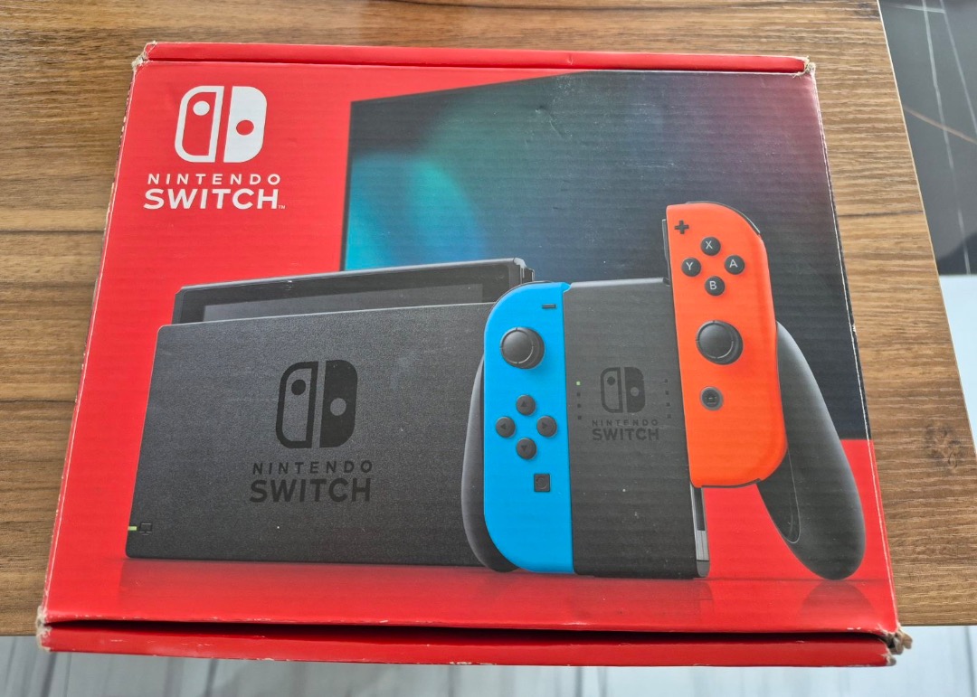 NINTENDO SWITCH V2 (NOT SWITCH 2) with accessories, Video Gaming, Video ...