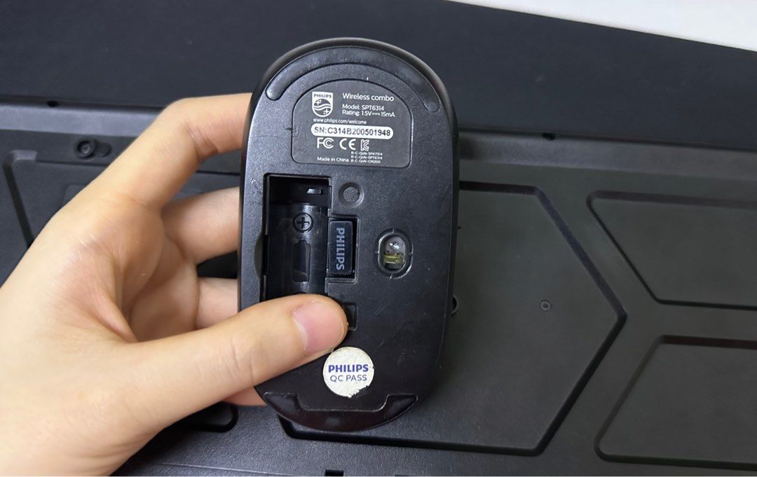 Philips Wireless Keyboard and Mouse Combo SPT6314, Computers & Tech, Parts & Accessories, Mouse ...