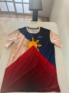 Philippine+flag+shirt+by+Uniqlo - View all Philippine+flag+shirt+by ...