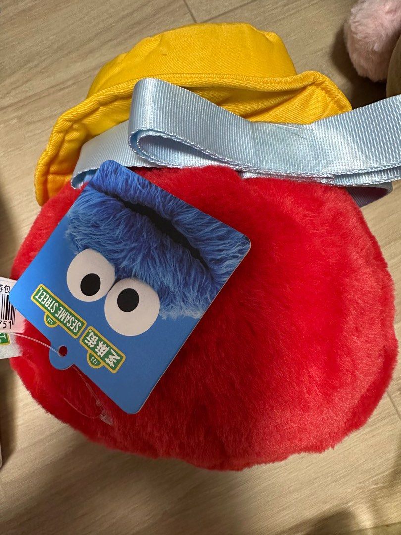 Sesame Street Elmo Taco Bag, Babies & Kids, Babies & Kids Fashion on ...