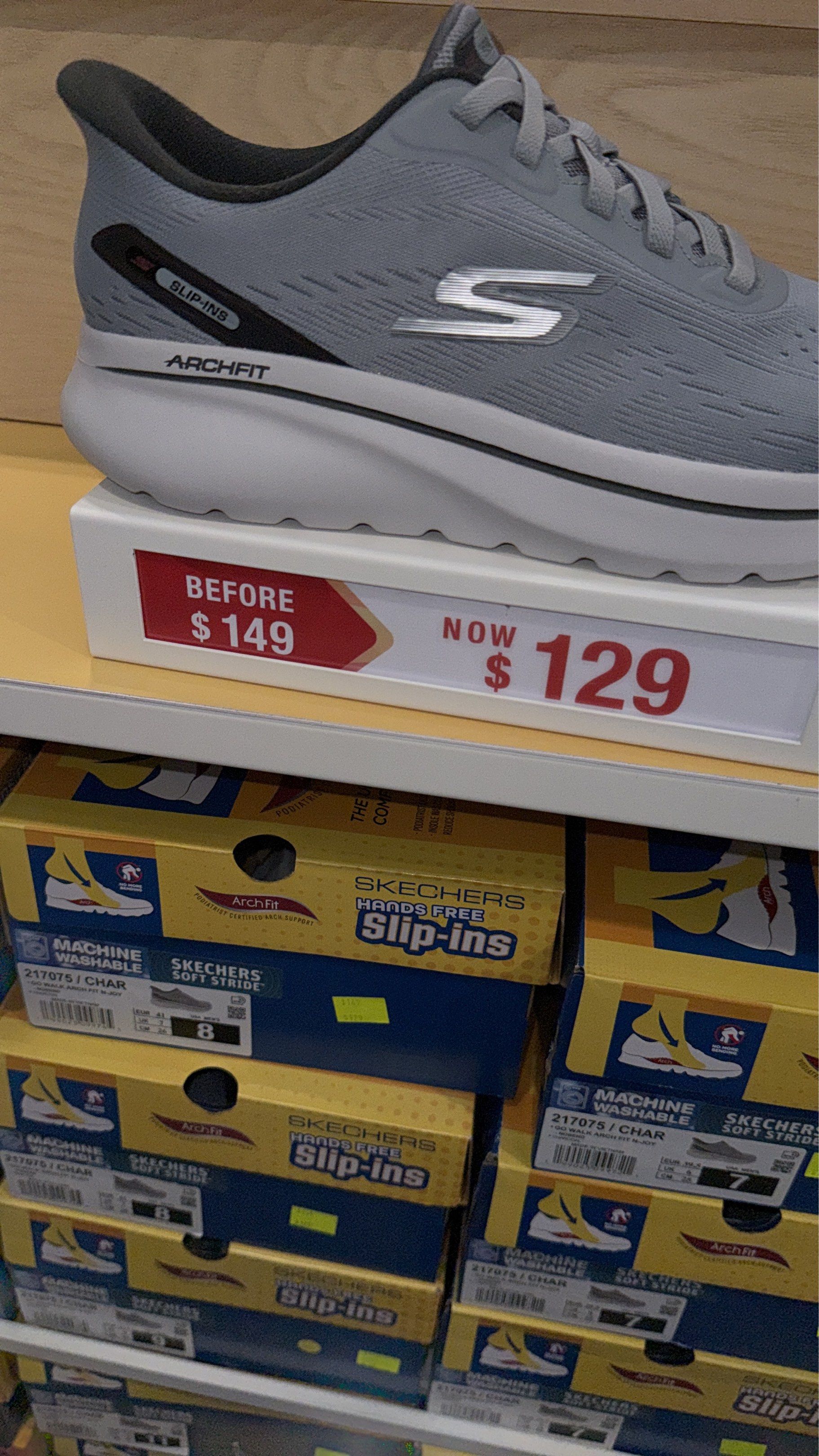 Skechers Arch Fit Slip-ins - New with Tags, Men's Fashion, Footwear ...