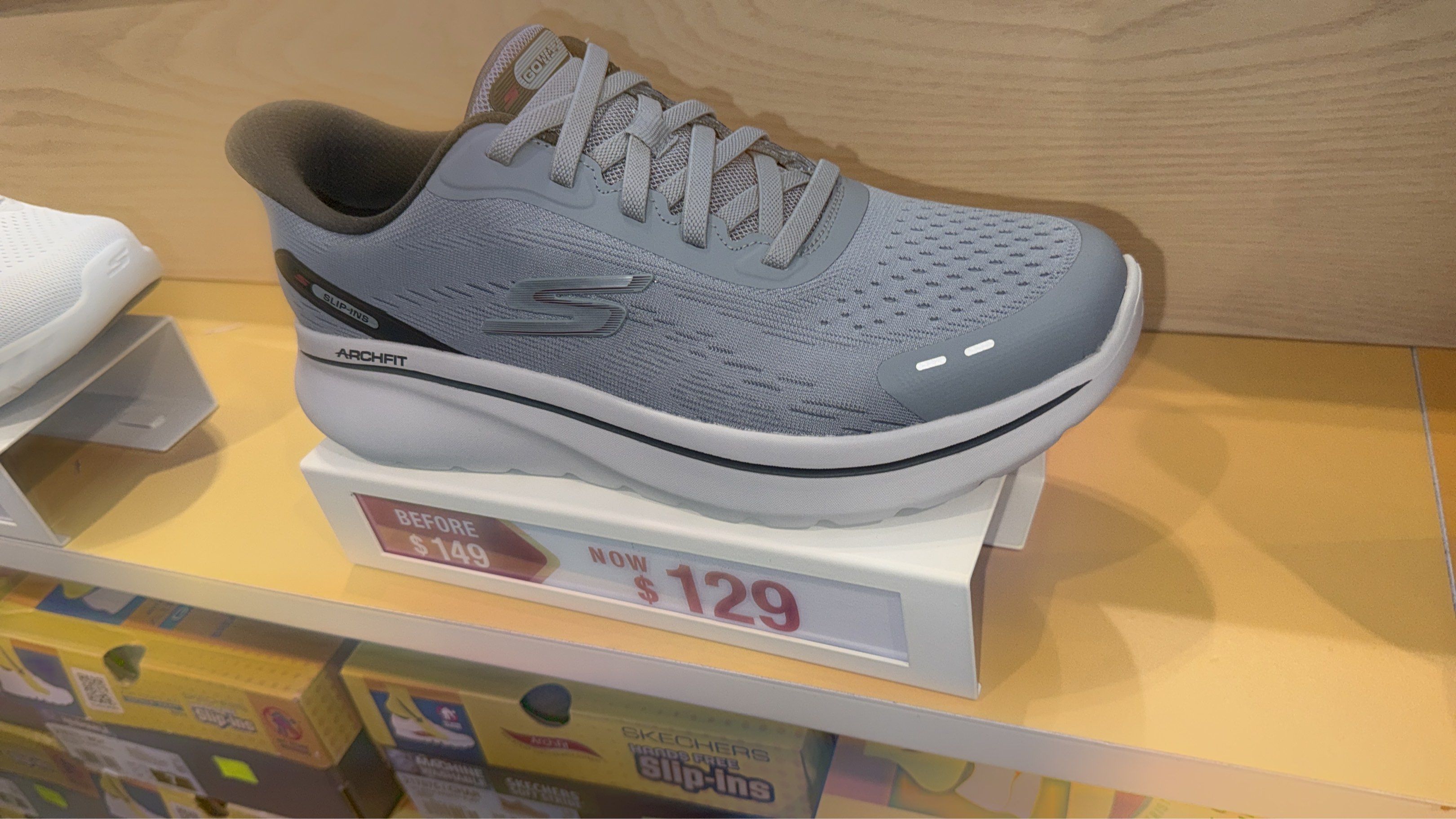 Skechers Arch Fit Slip-ins - New with Tags, Men's Fashion, Footwear ...