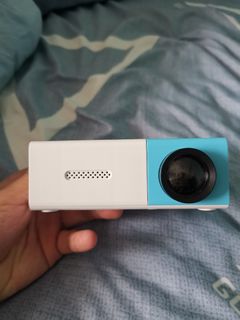 Portable mini projector Canon MP250 with stand, TV & Home Appliances ...