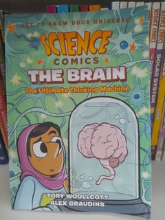 Science Comics: Polar Bears: Survival on the Ice, Hobbies & Toys, Books ...