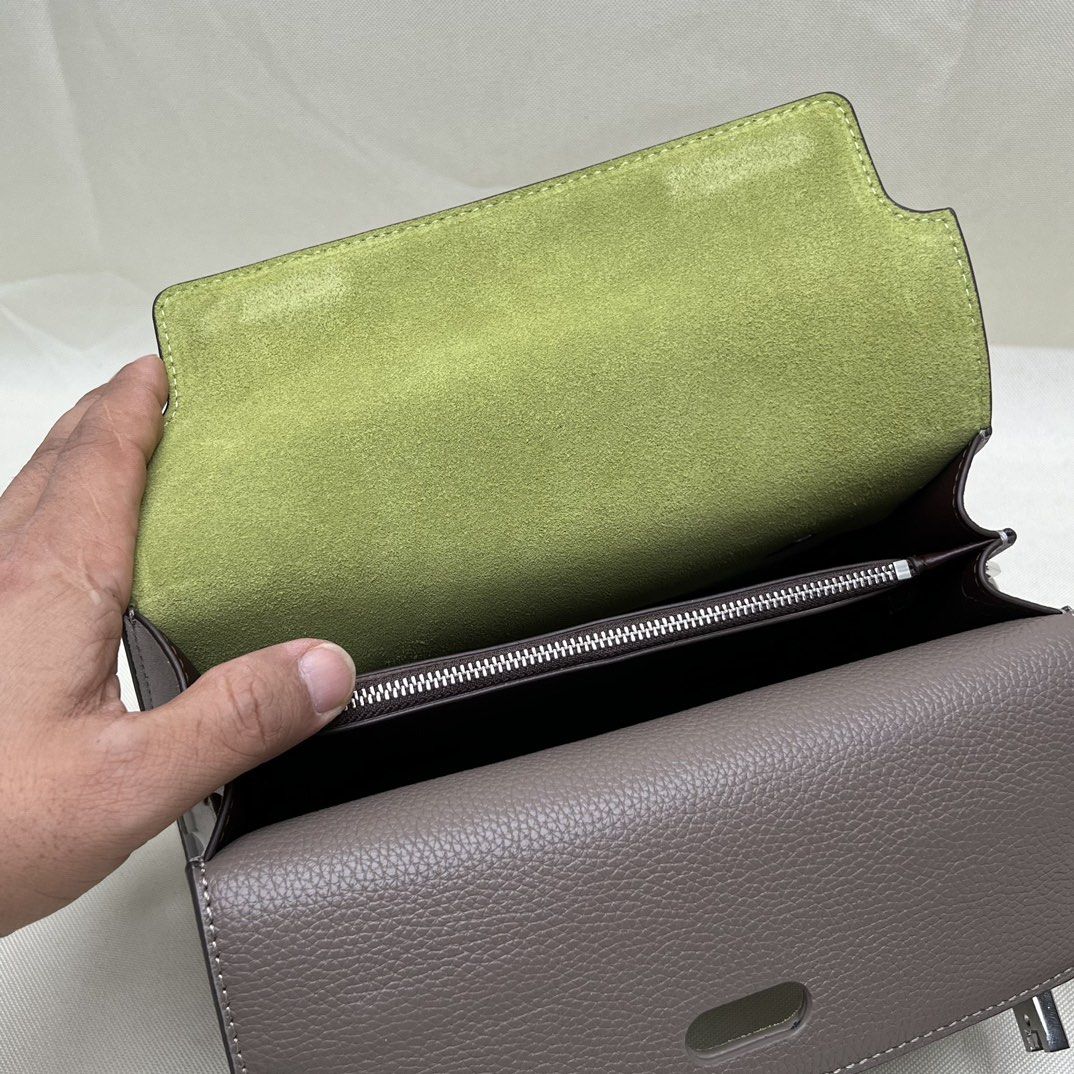 Tory Burch Lee Radziwill Bag, Women's Fashion, Bags & Wallets, Shoulder ...