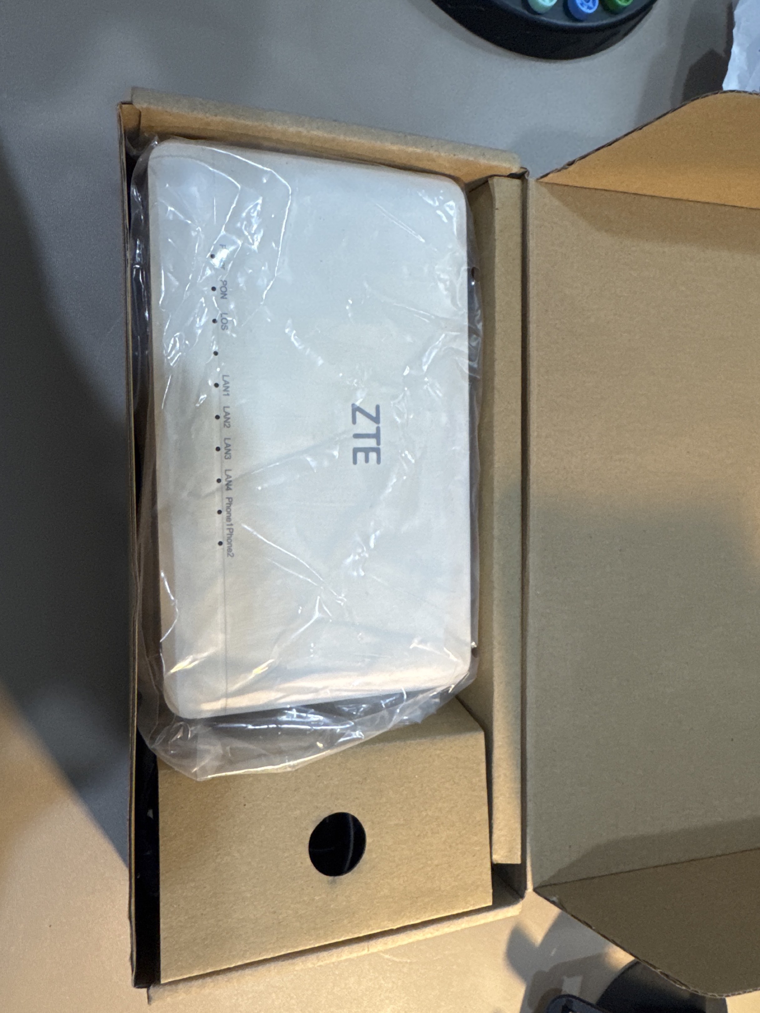 UNIFI ZTE OPTICAL NETWORK TERMINAL MODEM GPON ONT ZXHN F620 （WITH BOX ...