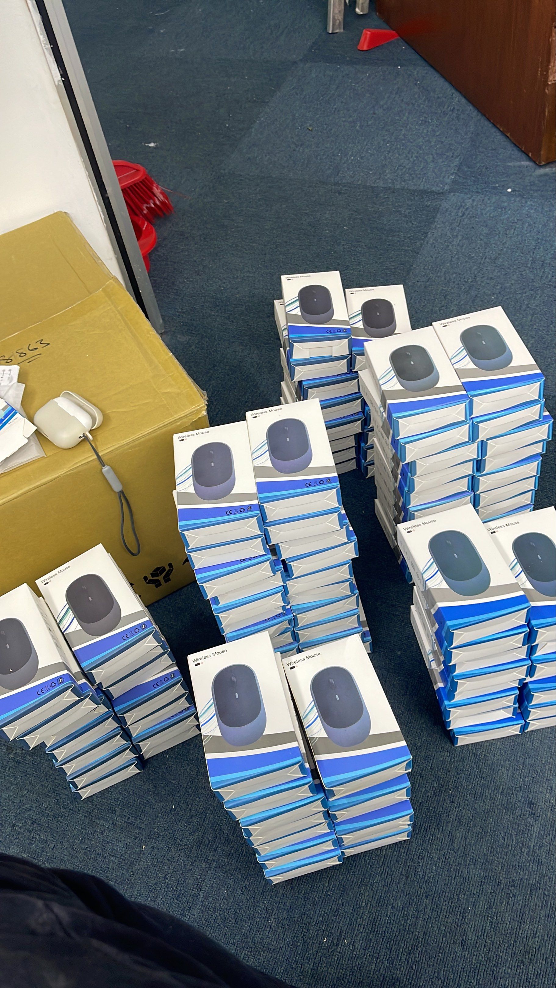 Wireless Mouse USB + Bluetooth connection Rechargeable inbuilt battery ...