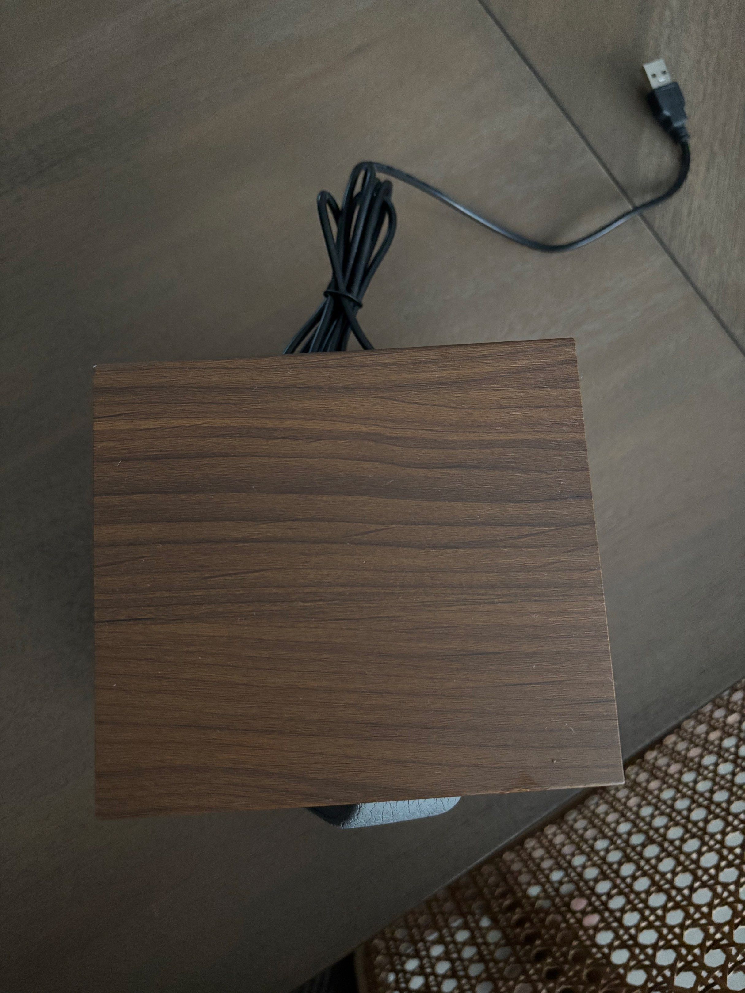 Wooden USB-C Watch Winder, Men's Fashion, Watches & Accessories ...