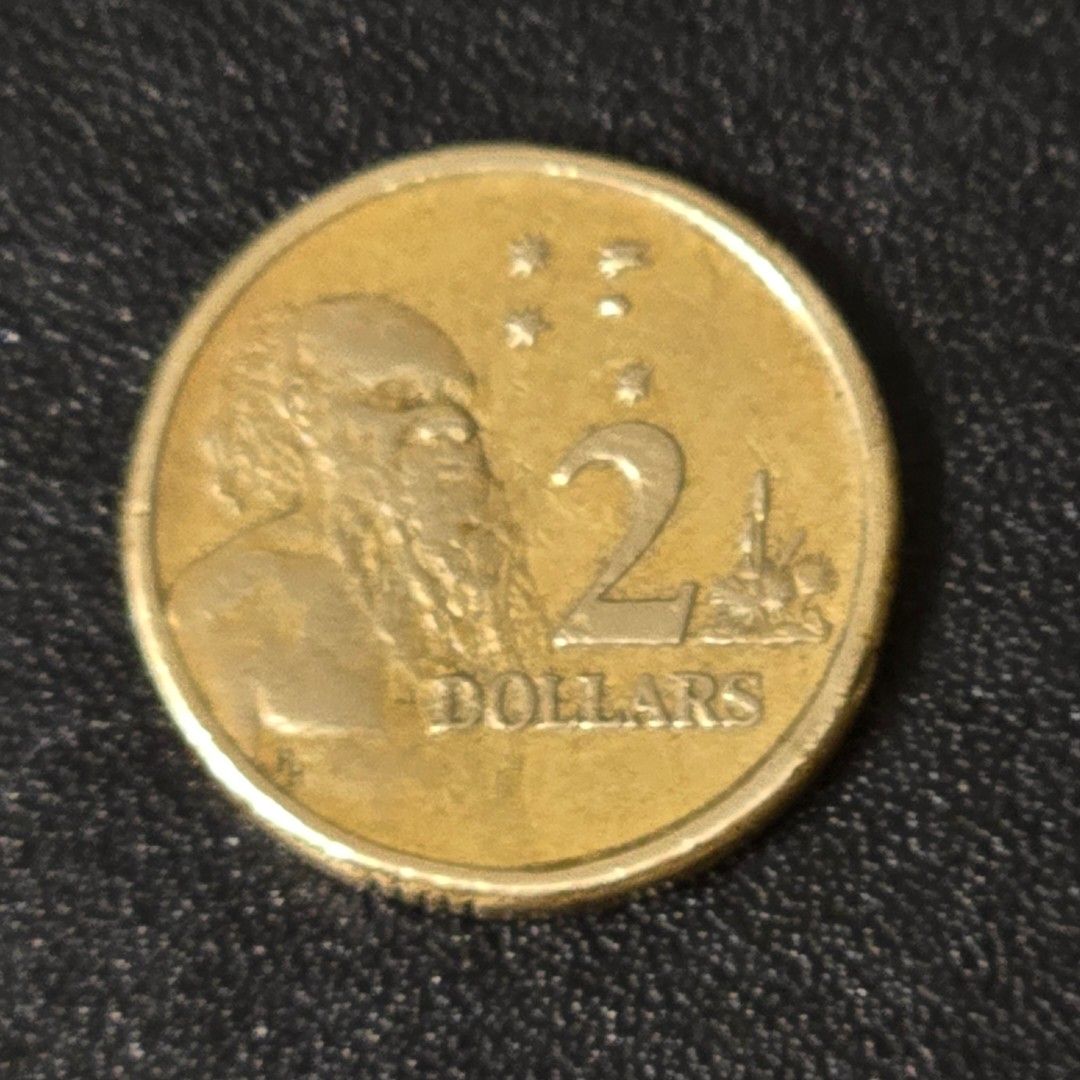 1988 Australian $2 Coin with HH initial, Hobbies & Toys, Memorabilia ...