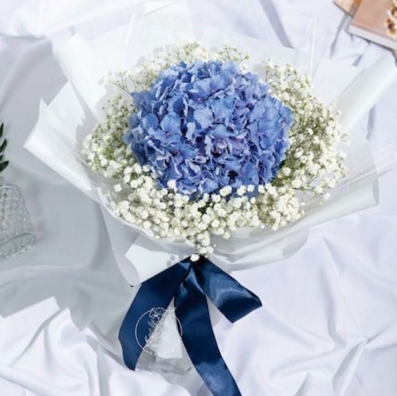 1 stalk pink hydrangea bouquet with baby’s breath for valentine's day ...