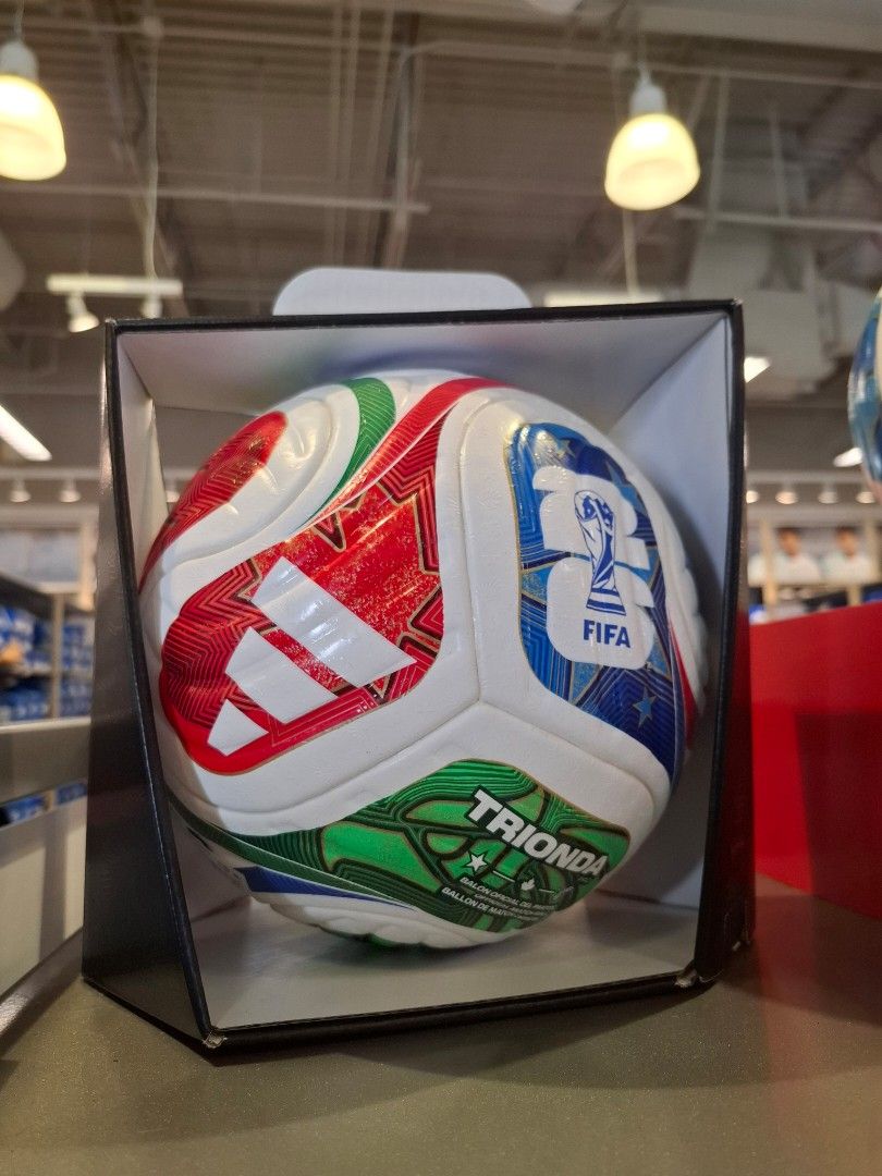 2026世界盃限定 Adidas FIFA World Cup 2026 Official Match Ball, 運動產品, 運動與體育 ...