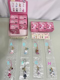 中古絕版HELLO KITTY 地域限定合輯 吊牌吊飾 掛件 電話繩, 興趣及遊戲, 玩具 & 遊戲類 - Carousell