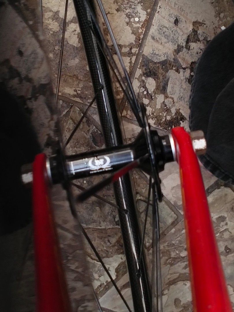 88m carbon wheelset, Sports Equipment, Bicycles & Parts, Parts ...