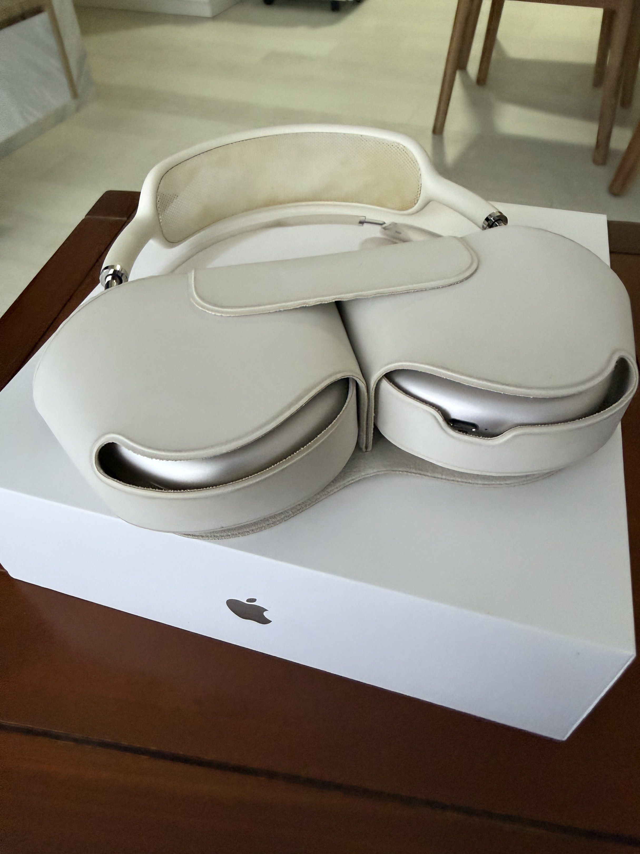 Apple AirPods Max usb C, Audio, Headphones & Headsets on Carousell