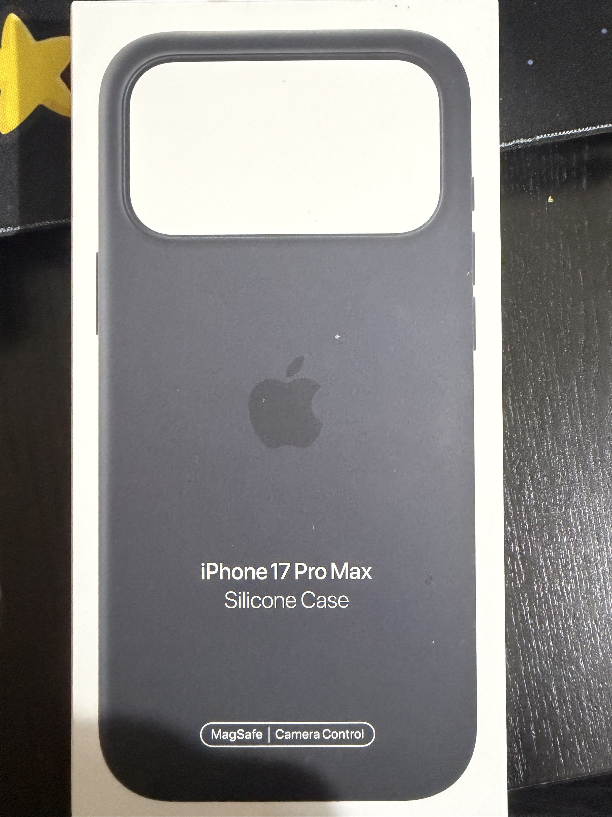 Apple iPhone 17 Pro Max Silicone Case - Black, Mobile Phones & Gadgets ...