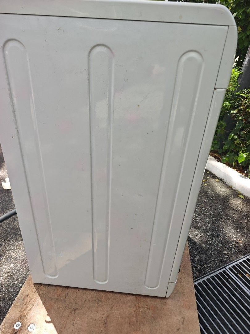 Ariston ARM7L 125 EX Washing Machine, TV & Home Appliances, Washing ...