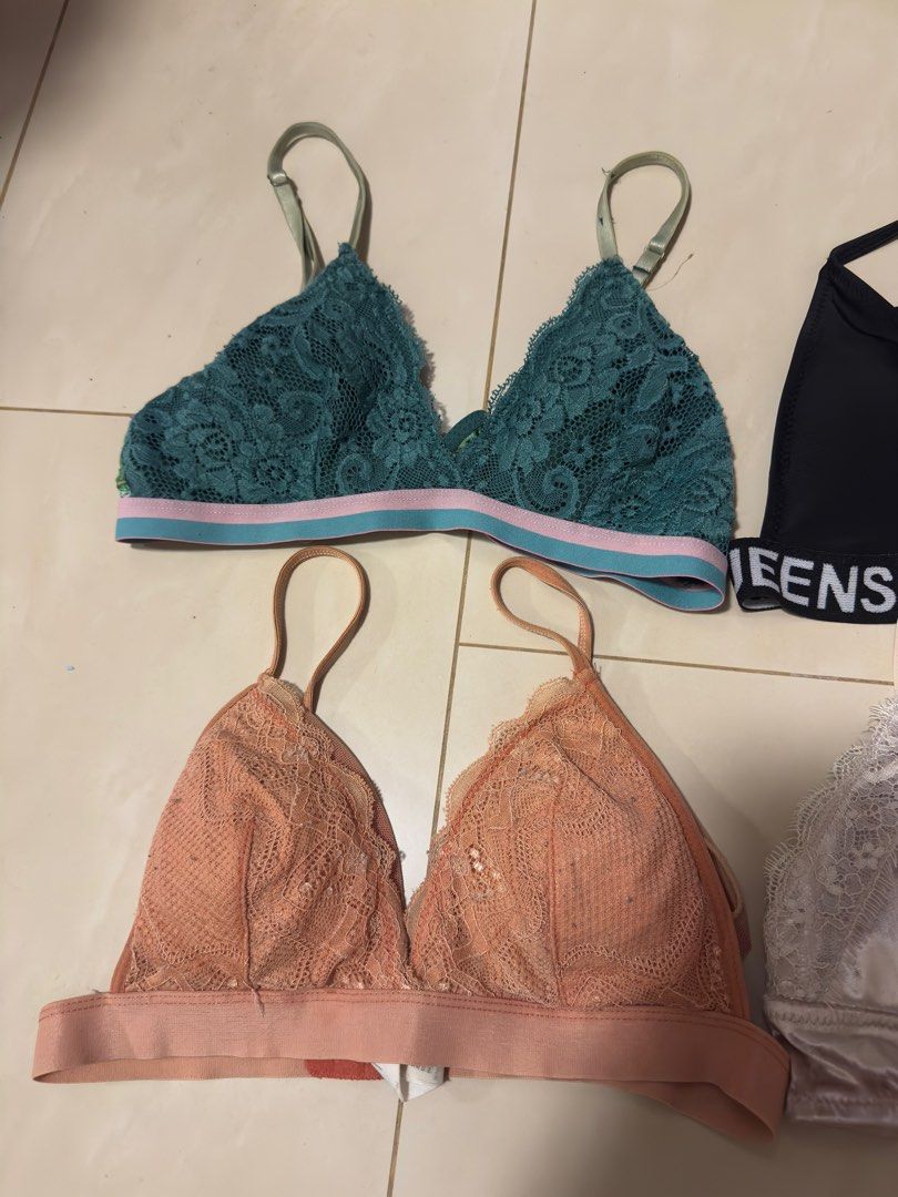 Bra bundle, Women's Fashion, New Undergarments & Loungewear on Carousell