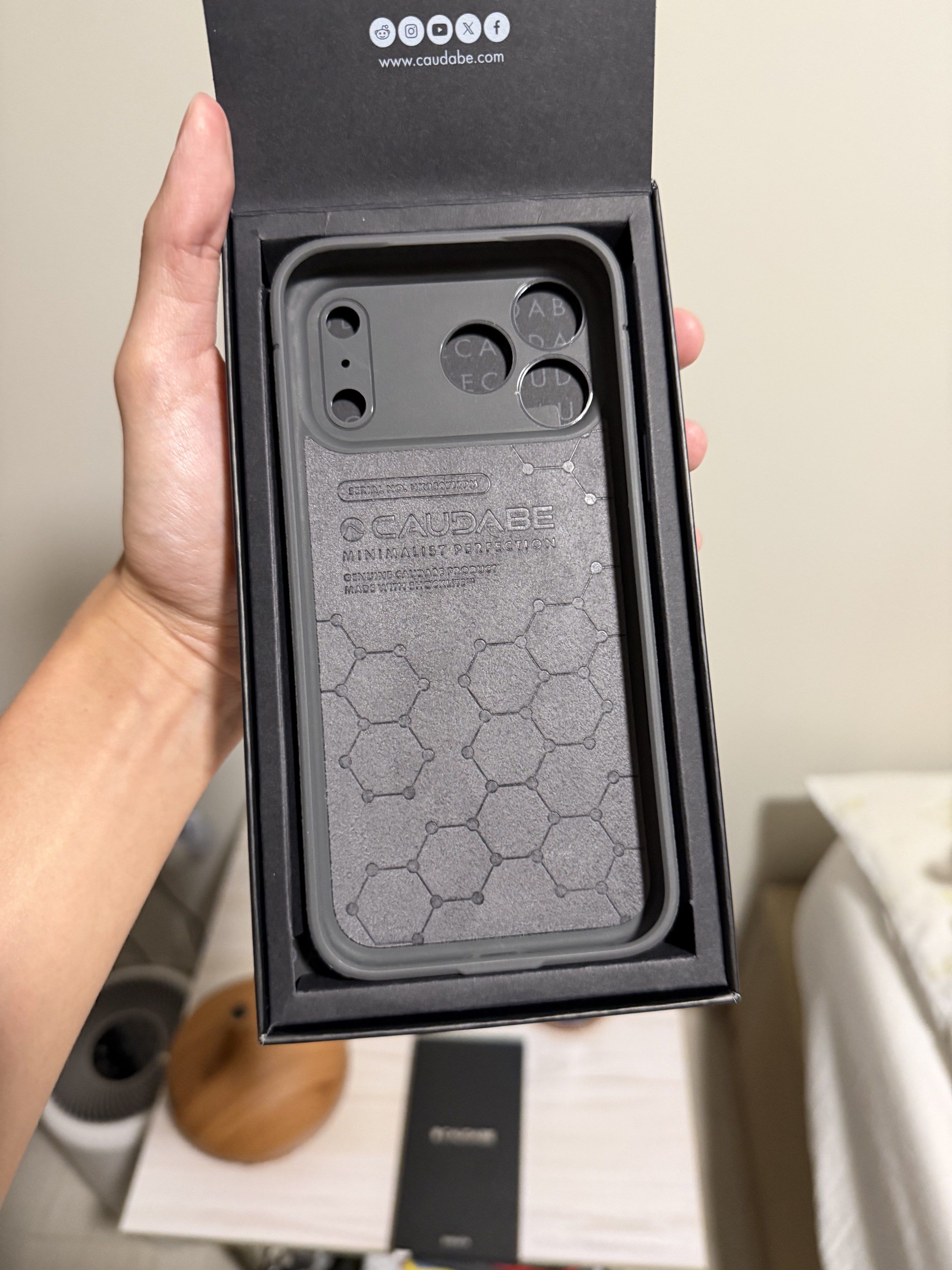 caudabe sheath iphone 17 pro max, Mobile Phones & Gadgets, Mobile ...