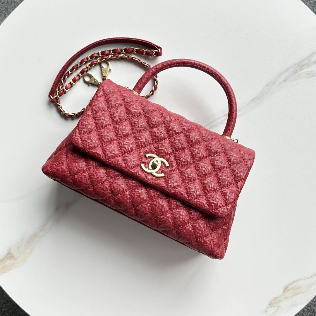 Chanel Coco Handle Medium Red Caviar Gold Hardware, Luxury, Bags ...