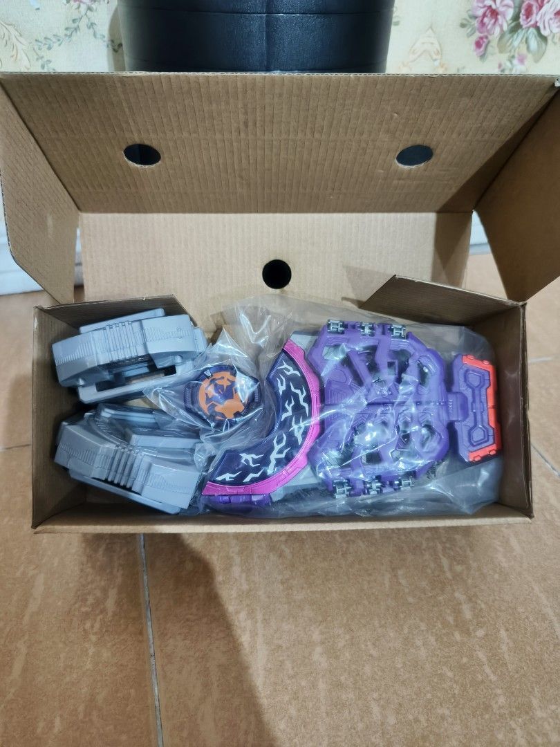 CLEARANCE! DX Desire Driver & Zombie Buckle & Holder Kamen Rider Geats ...