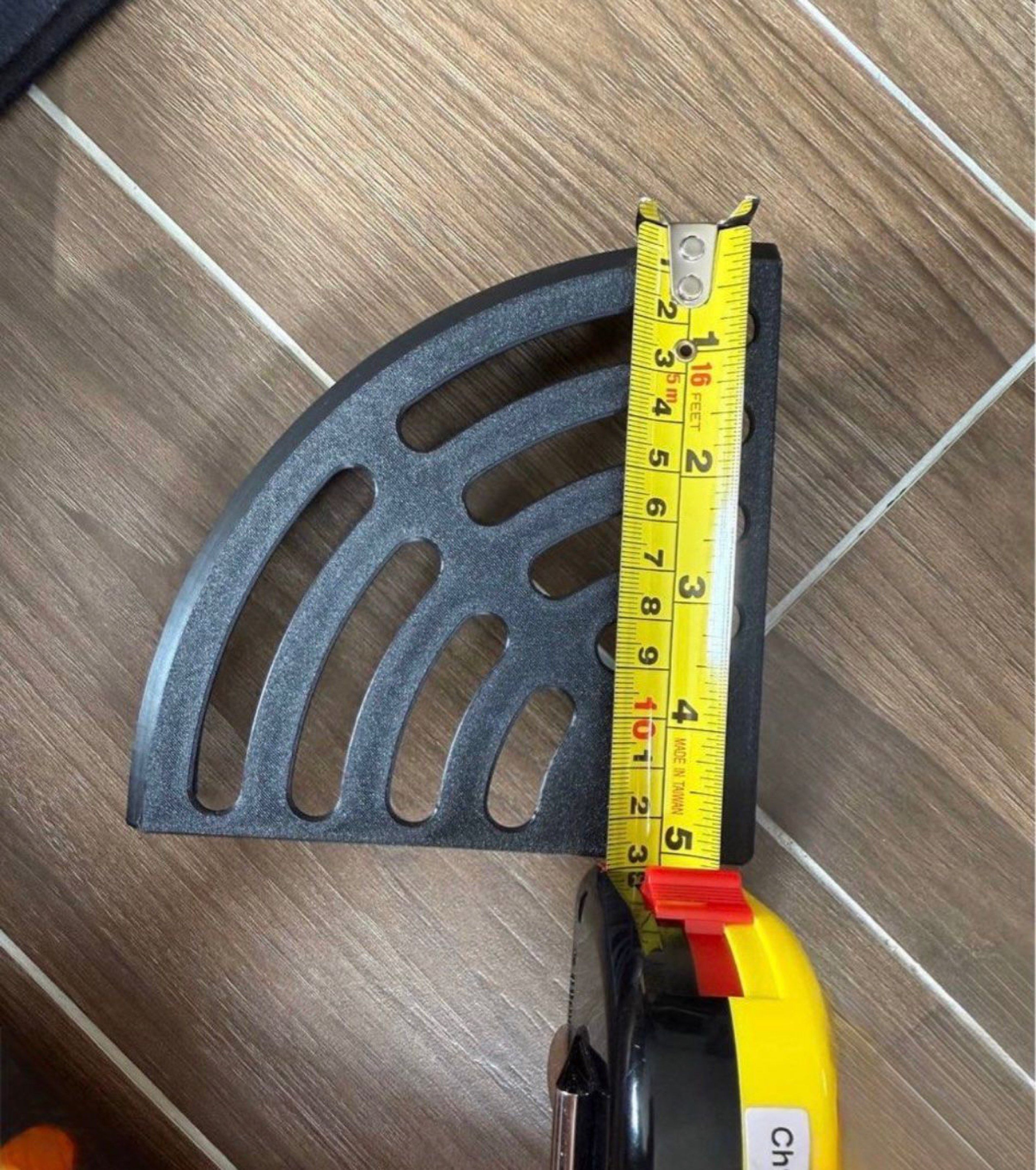 Corner Fish Hideout/ Cave for Guppies and Shrimp, Pet Supplies, Homes ...