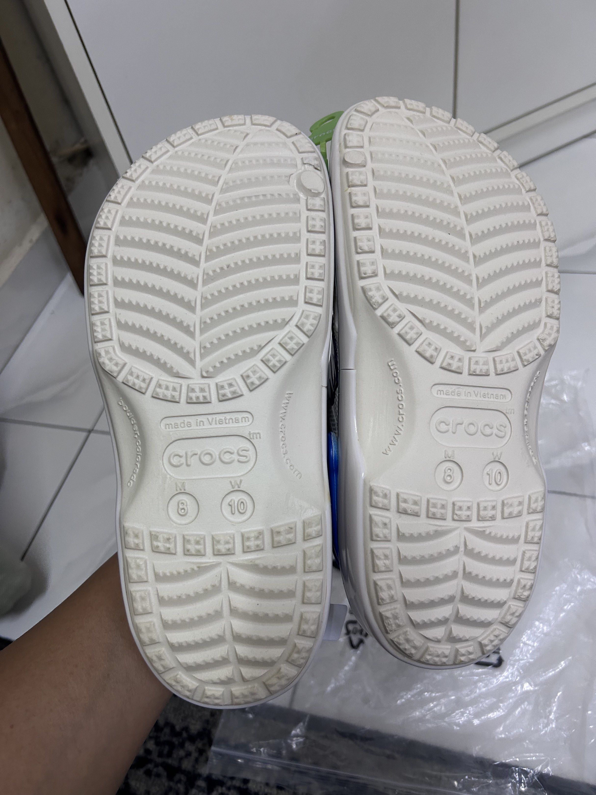 Crocs Naruto Shippuden Classic Clog, Men's Fashion, Footwear, Flipflops ...