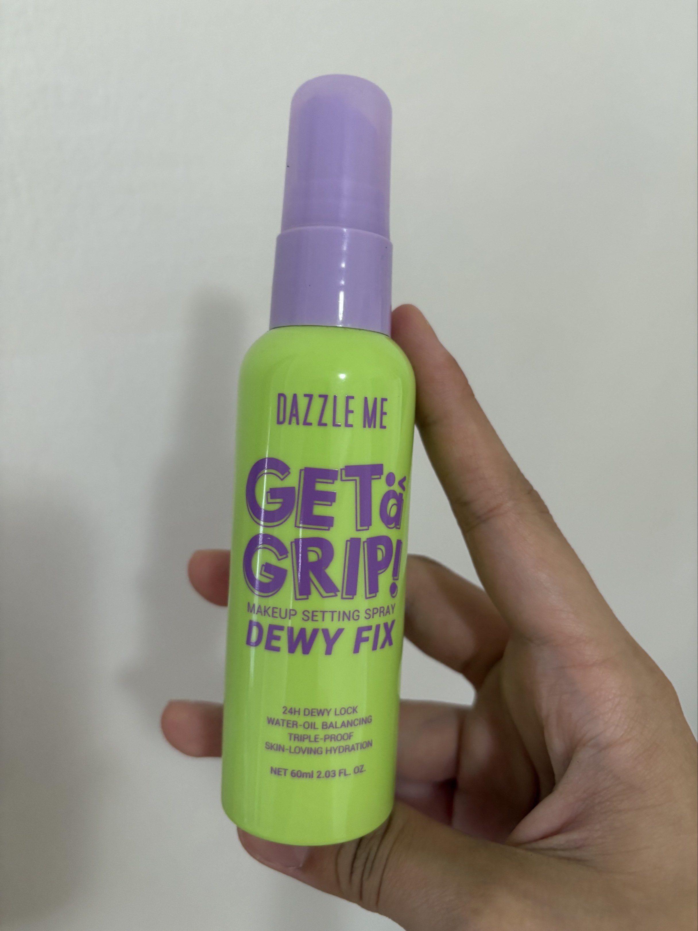 Dazzle Me Get a Grip Dewy Fix Setting Spray, Beauty & Personal Care ...