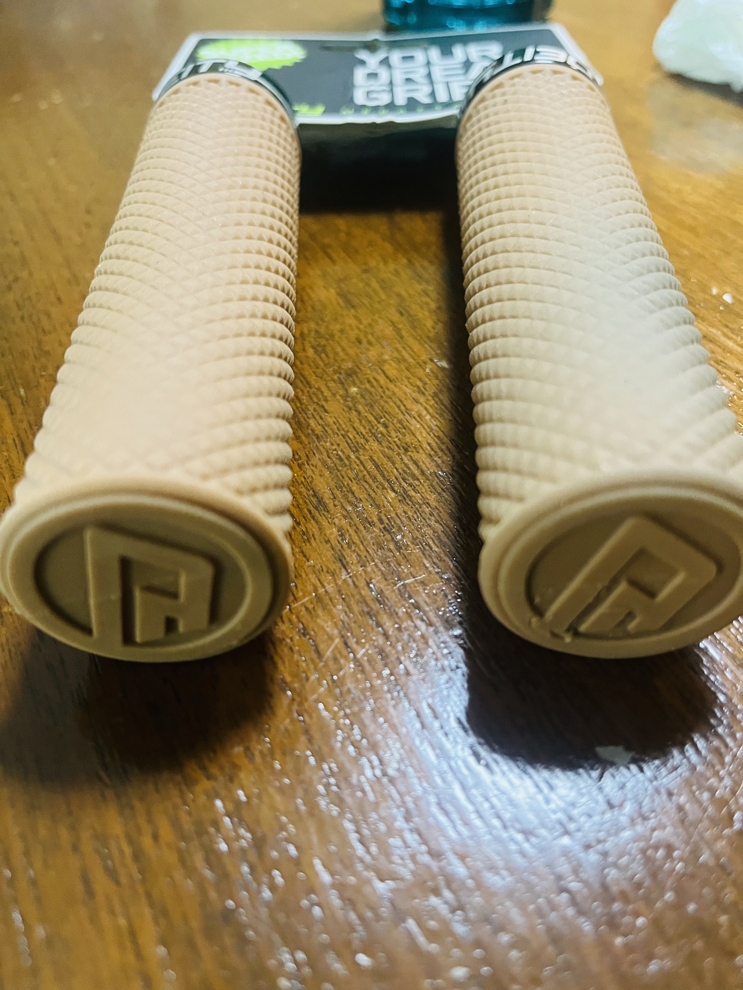 Deity Megaattack Super Sized Grips - Brand New, Sports Equipment ...