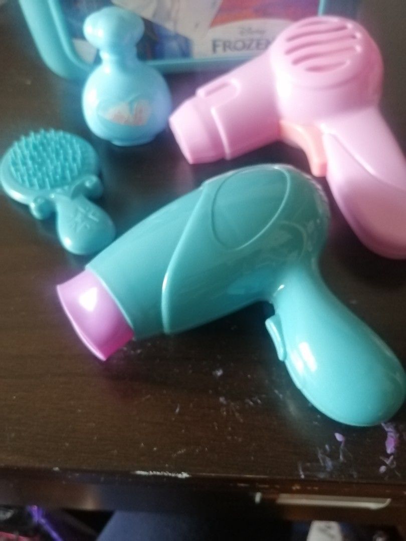 Disney Frozen II Backpack make up Playset, Babies & Kids, Babies & Kids ...