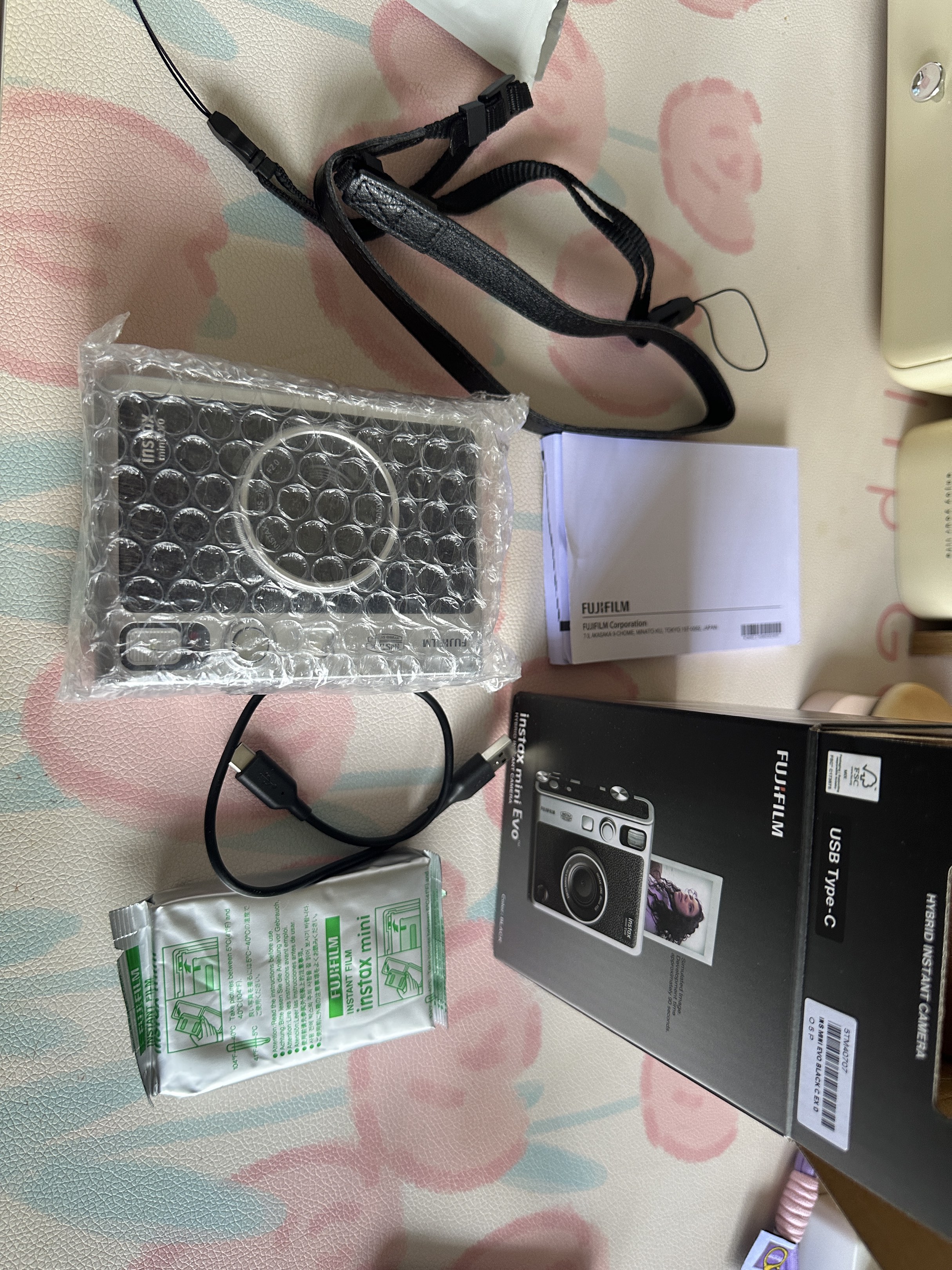 Fujifilm Instax Mini Evo Hybrid Instant Camera, Photography, Cameras on ...