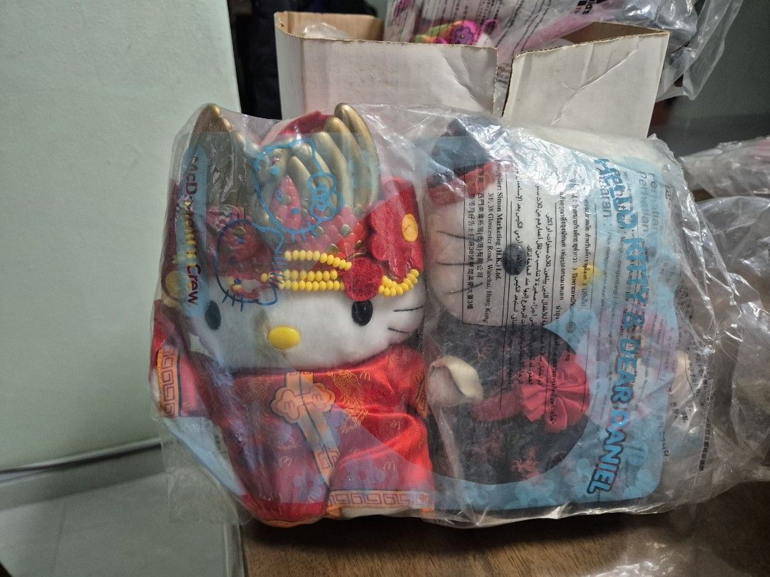 Hello Kitty & Dear Daniel Plushies, Hobbies & Toys, Toys & Games on ...