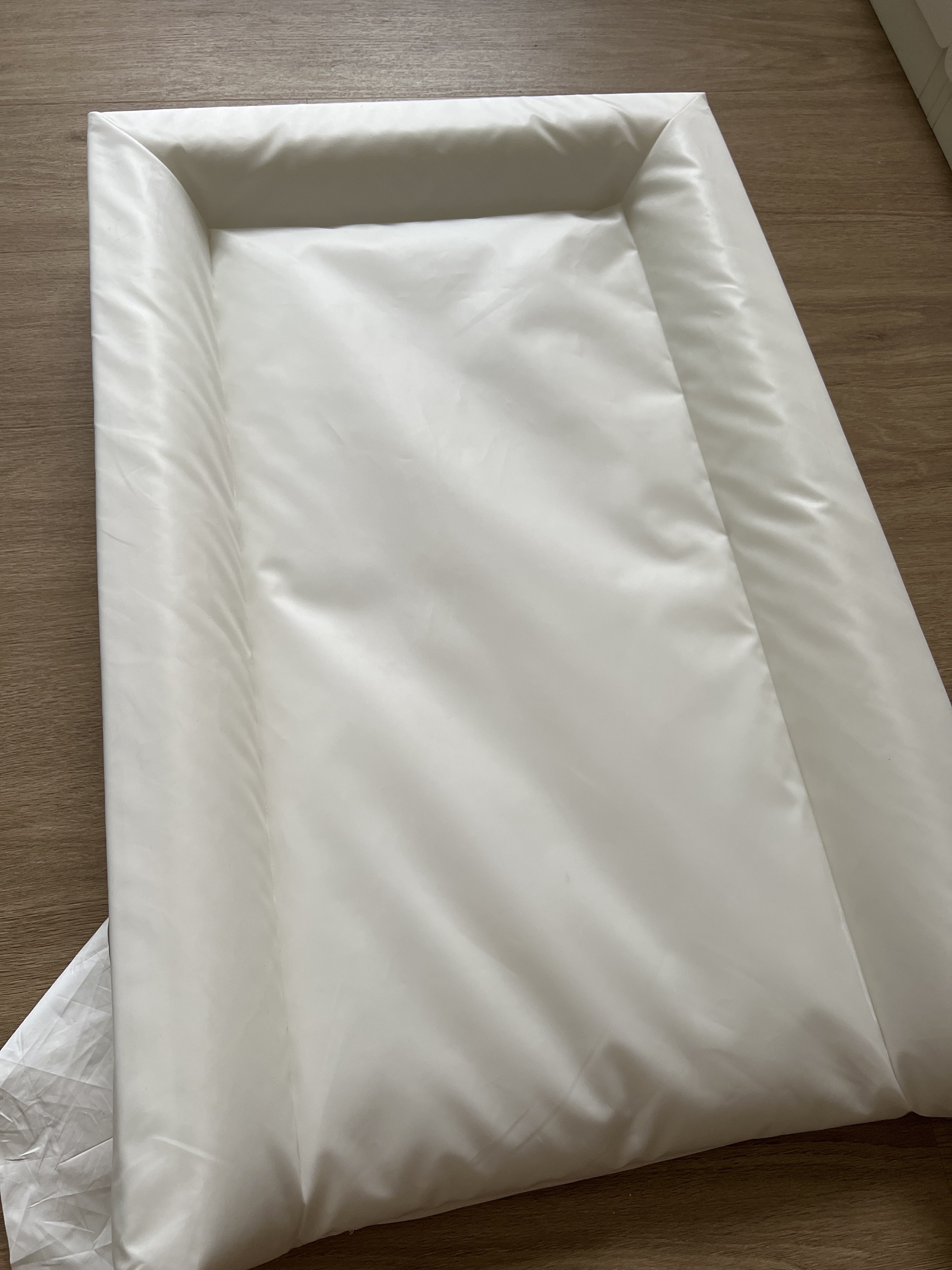 IKEA VADRA Changing Mat - White, Babies & Kids, Bathing & Changing ...