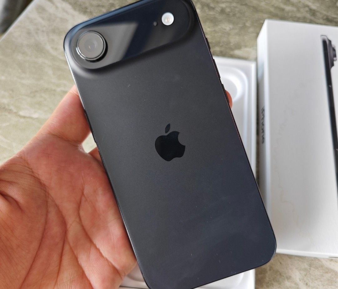 iPhone Air 256GB Space Black, Mobile Phones & Gadgets, Mobile Phones ...