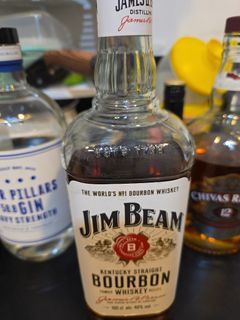 Woodford Reserve Kentucky Straight Bourbon Whiskey, Food & Drinks ...