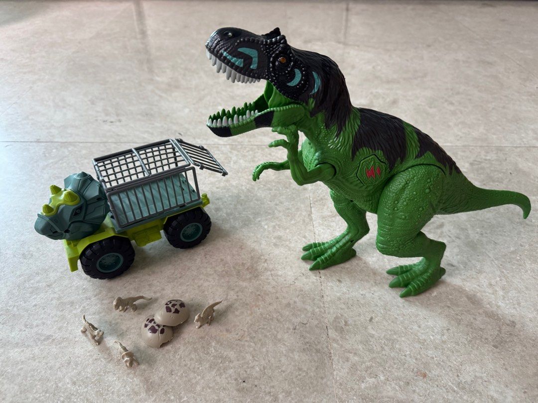 Jurassic World Dinosaur Toy Set, Hobbies & Toys, Toys & Games on Carousell