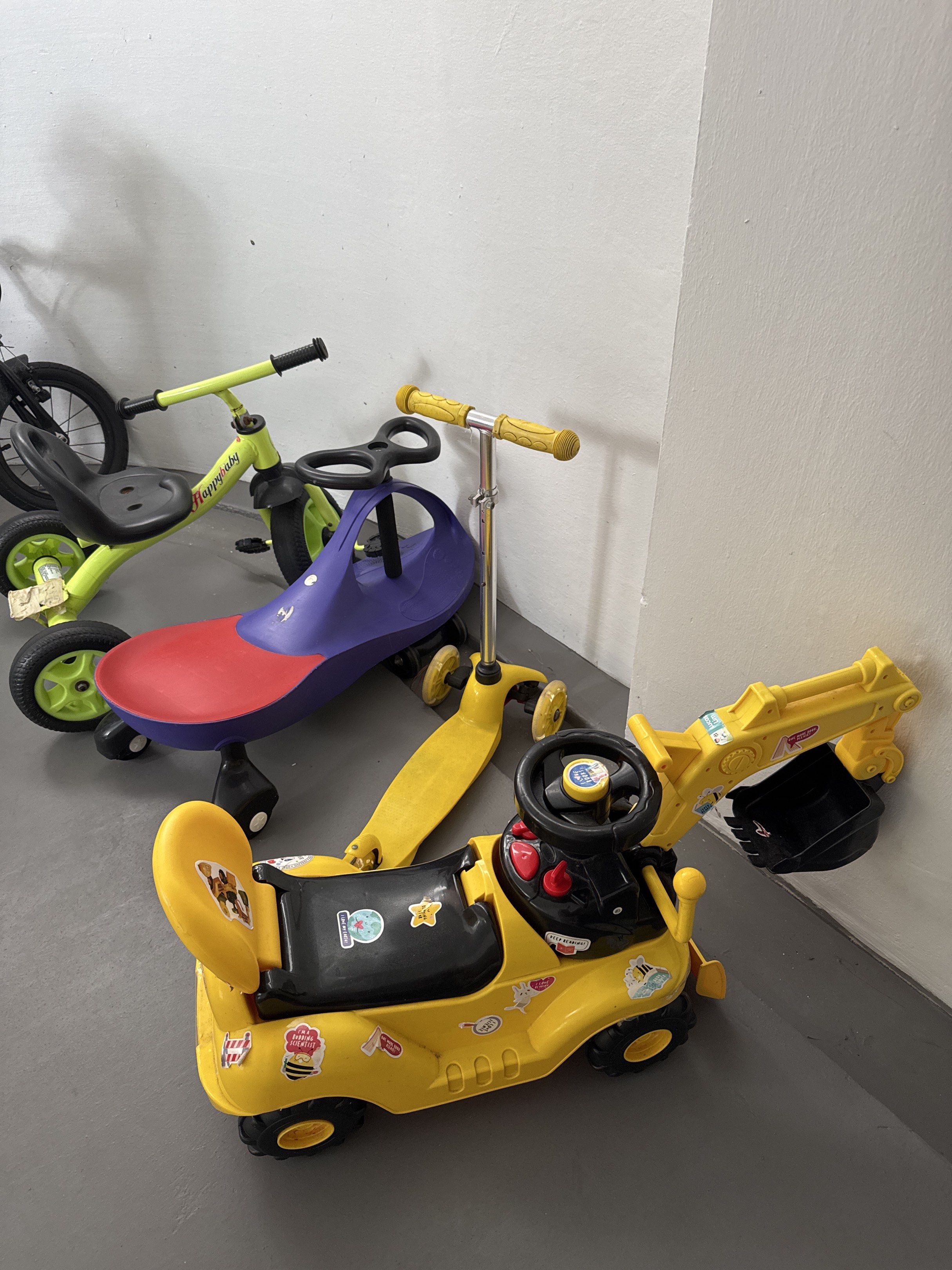 Kids' Ride-On Toys - Tricycle, Scooter, Excavator, Babies & Kids ...